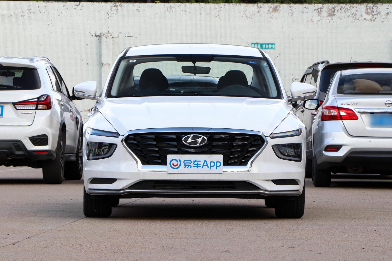 【名图1.8L CVT 领先版GLS正前水平图片-汽车图片大全】-易车