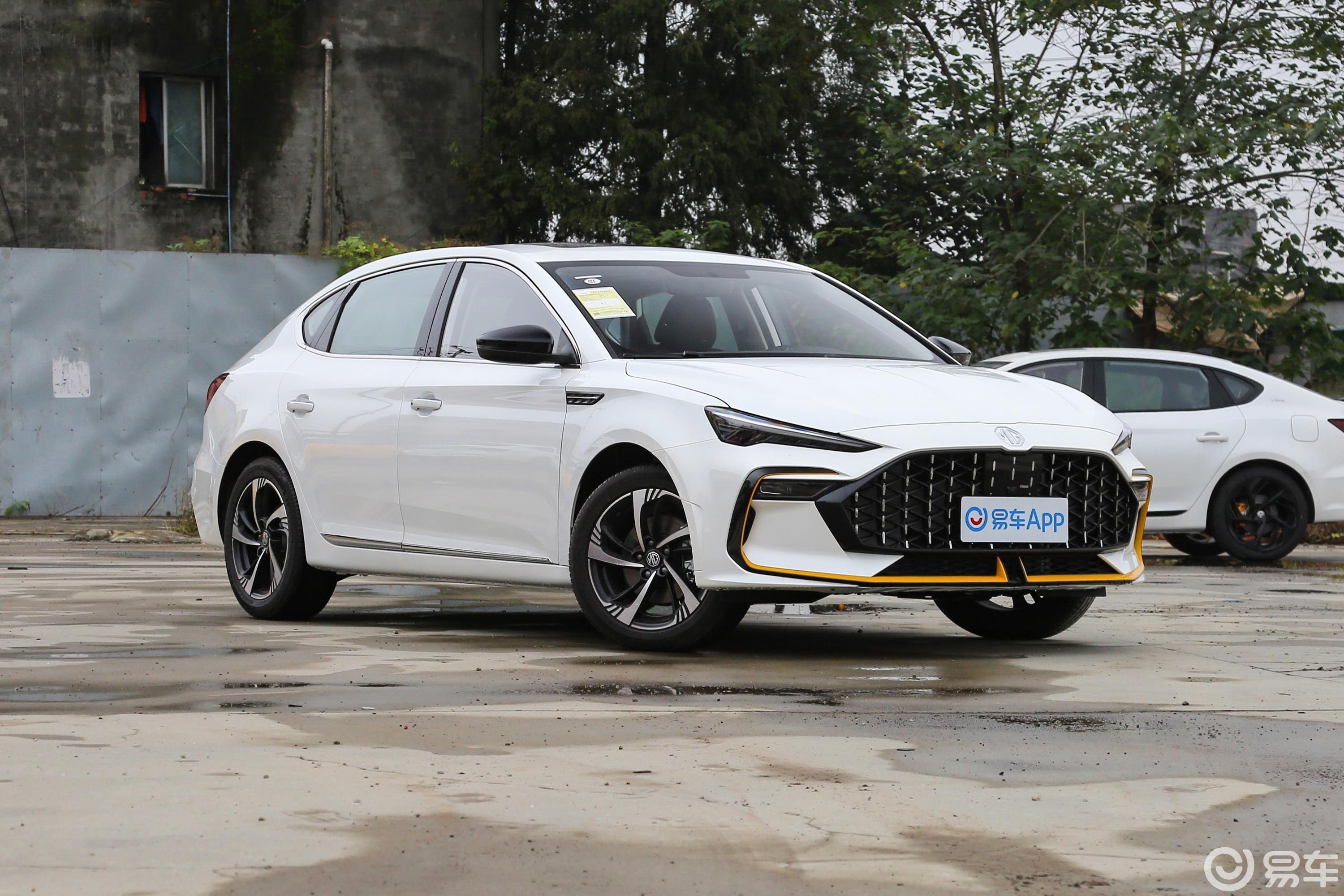 【MG6PRO 1.5T 领潮豪华版侧前45度车头向右水平图片-汽车图片大全】-易车