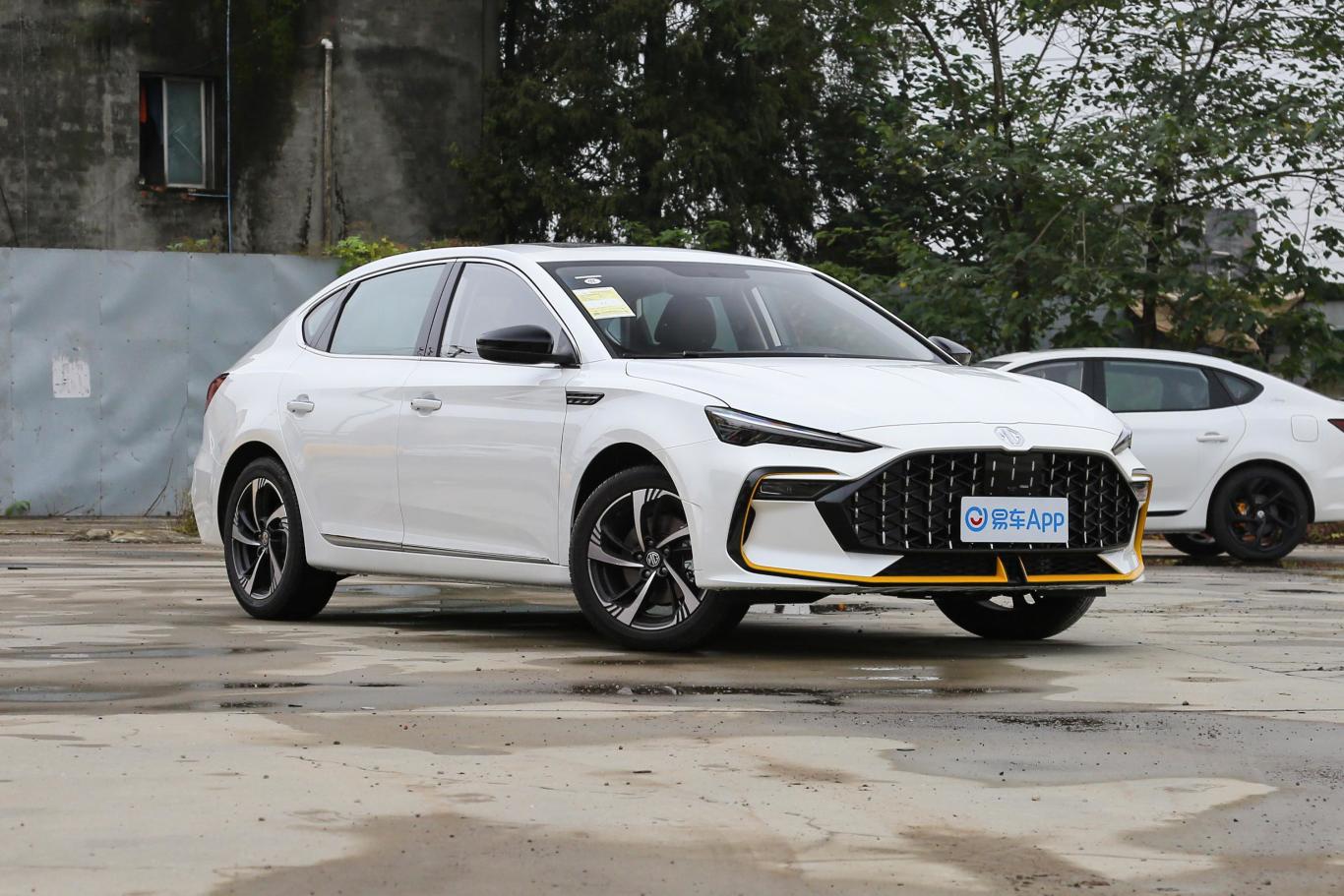 【MG6PRO 1.5T 领潮豪华版侧前45度车头向右水平图片-汽车图片大全】-易车