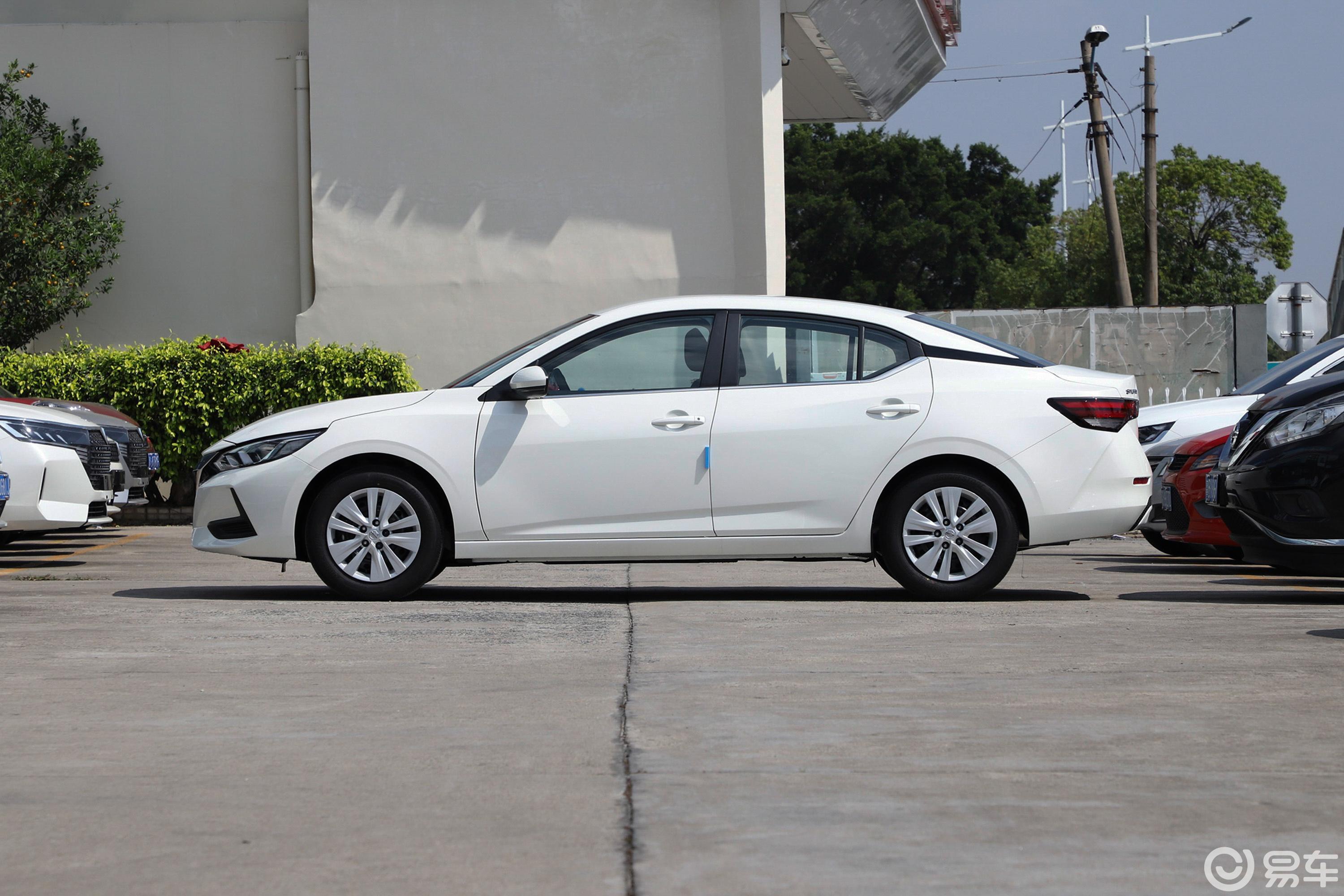 【轩逸1.6L CVT XE舒享版正侧车头向左水平图片-汽车图片大全】-易车