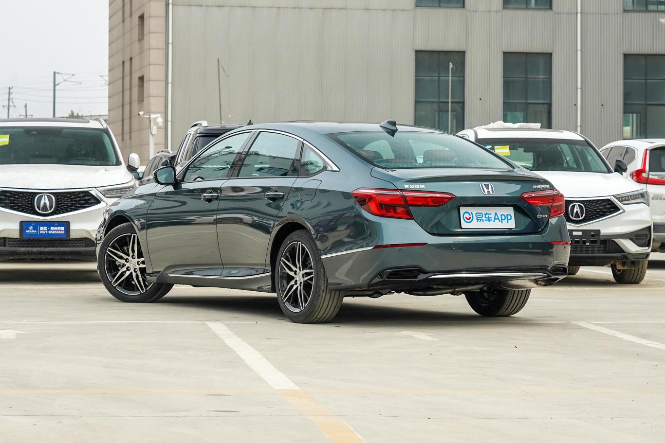 【英仕派锐·混动 2.0L E-CVT 净越版侧后45度车头向左水平图片-汽车图片大全】-易车