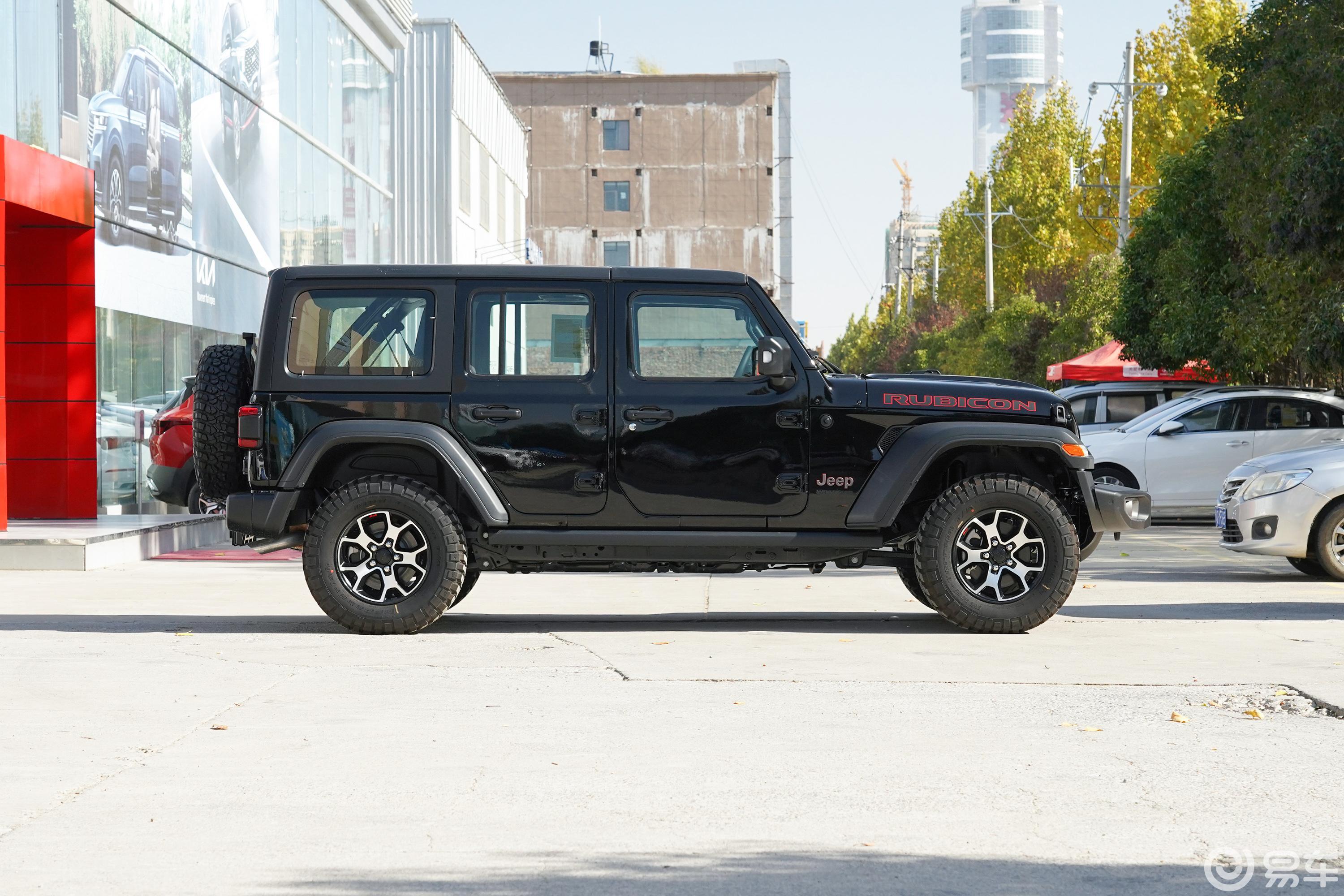 【牧马人2.0T Rubicon四门版正侧车头向右水平图片-汽车图片大全】-易车