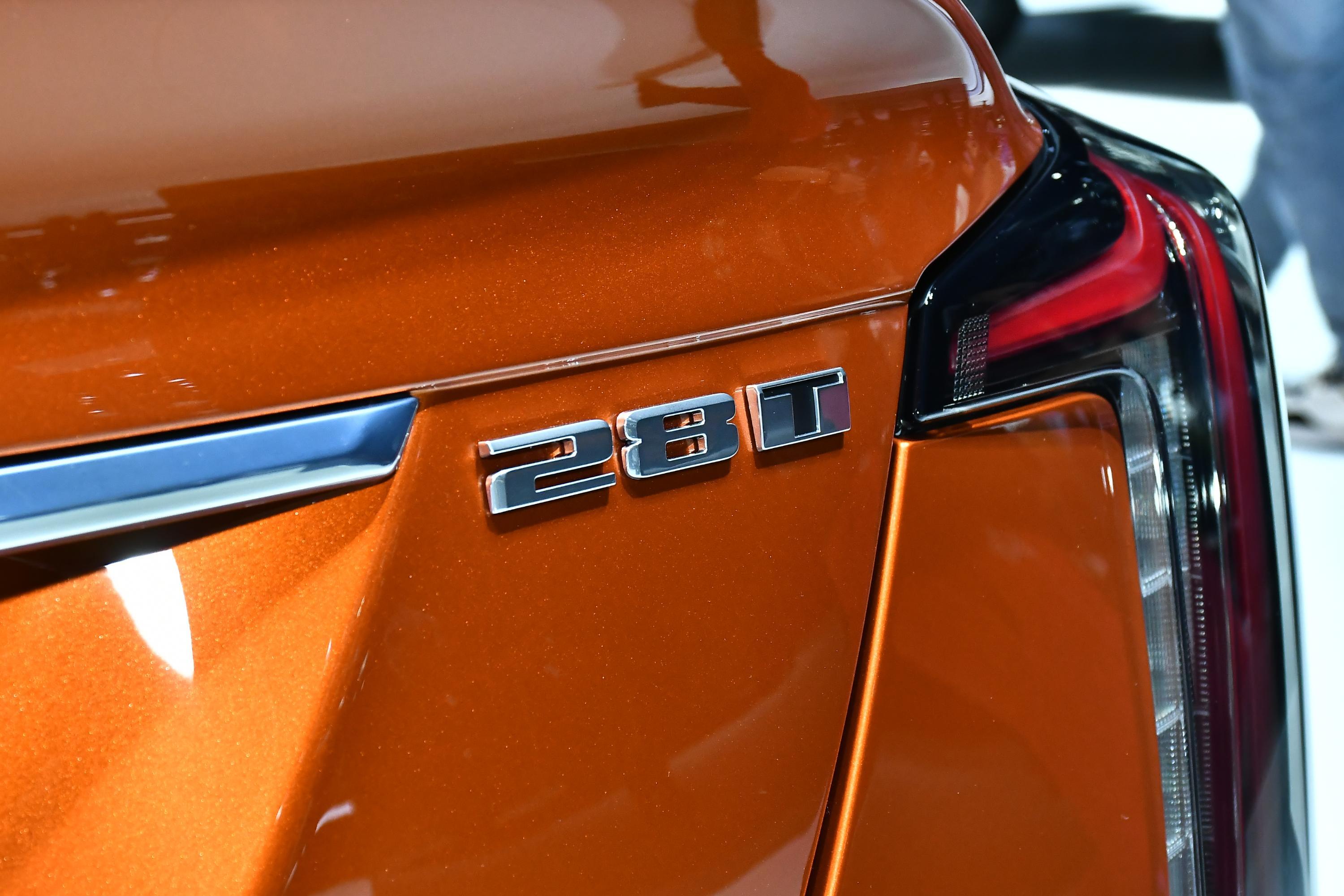 视野广阔 27.97万中型车凯迪拉克CT5多款个性选择_易车