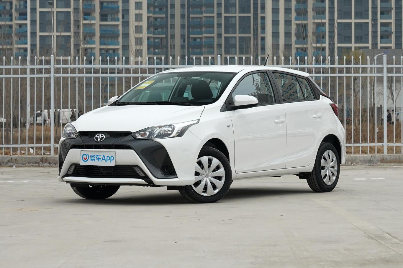 【YARiS L 致炫1.5L CVT 领先PLUS版侧前45度车头向左水平图片-汽车图片大全】-易车