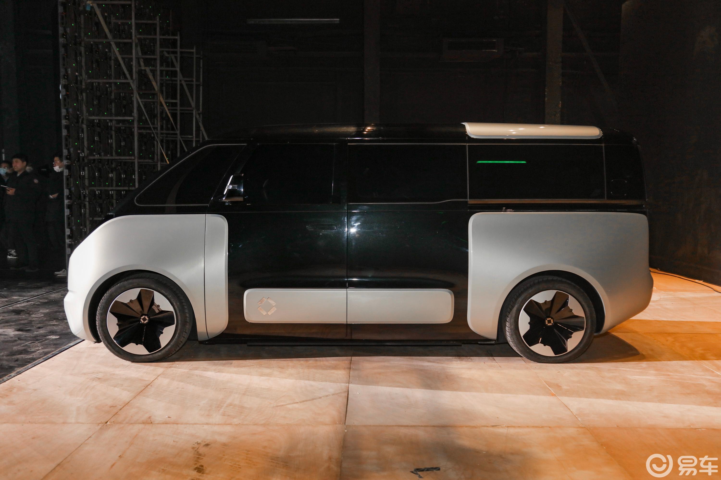 【智行盒子BM-400顶配版正侧车头向左水平图片-汽车图片大全】-易车