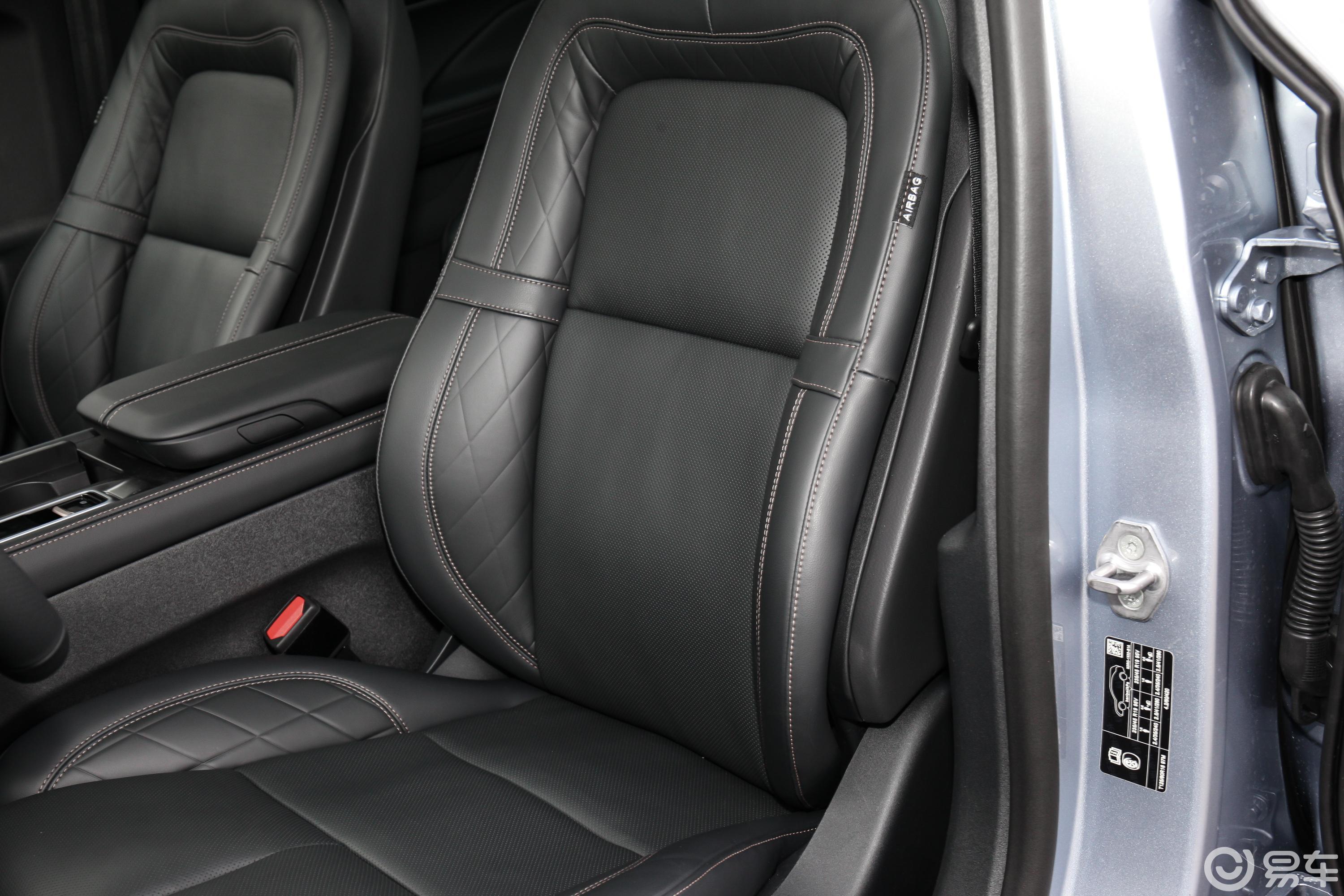 【林肯Zi享 2.0T 尊雅版内饰图片-汽车图片大全】-易车