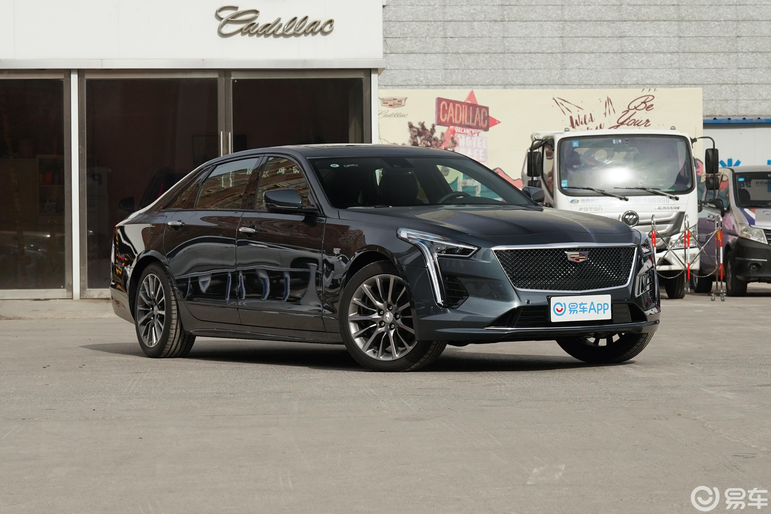 【凯迪拉克CT628T 尊贵型侧前45度车头向右水平图片-汽车图片大全】-易车