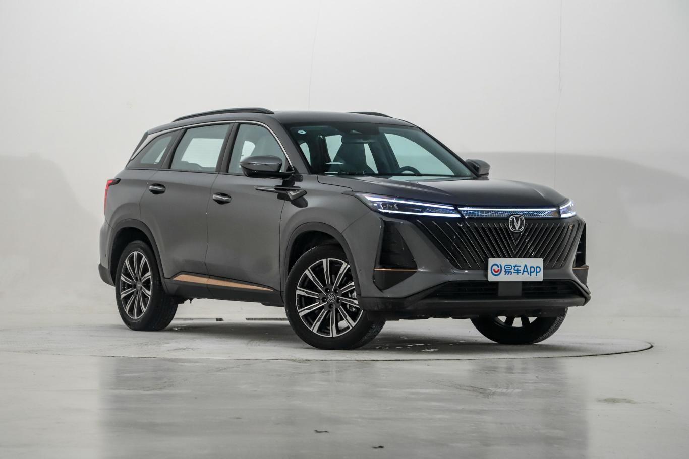 【长安cs75plus第二代 2 0t 旗舰型外观图片 汽车图片大全】 易车