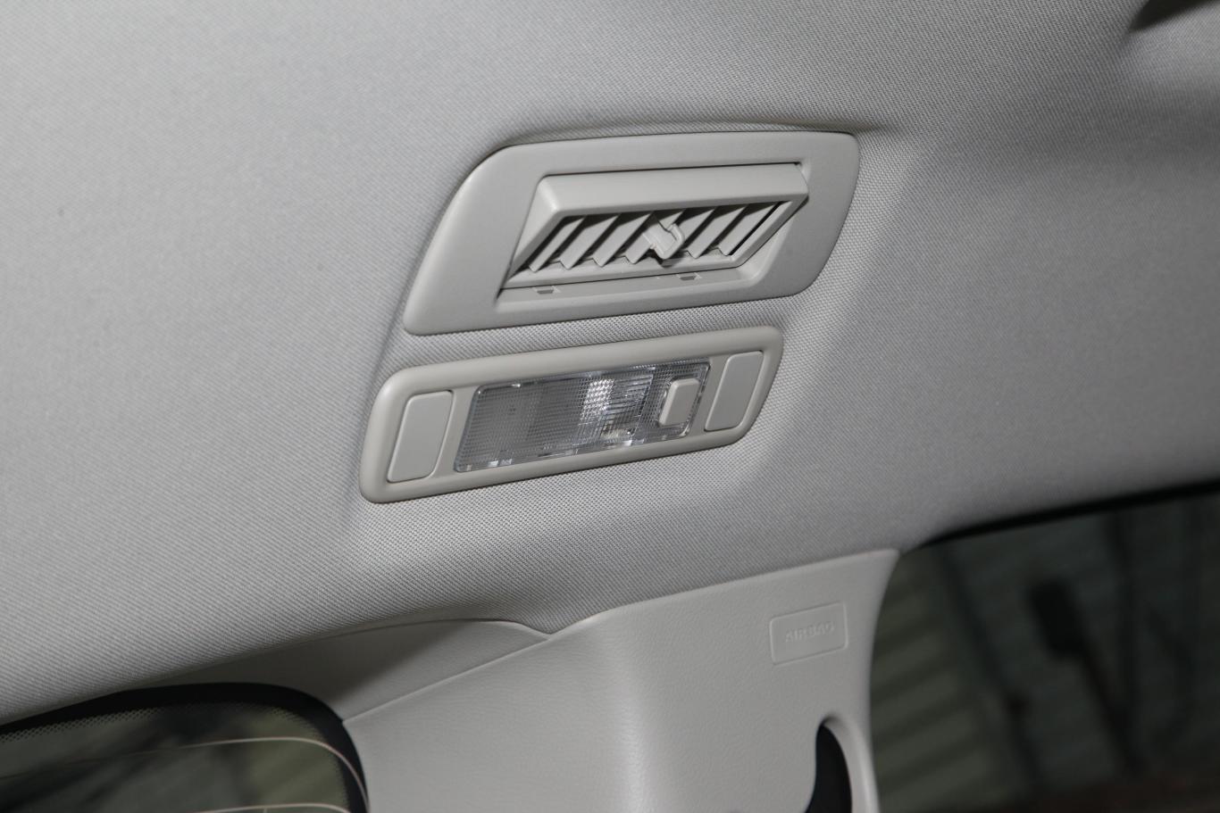 【别克GL8陆上公务舱 652T 尊贵型福祉版 7座空间图片-汽车图片大全】-易车