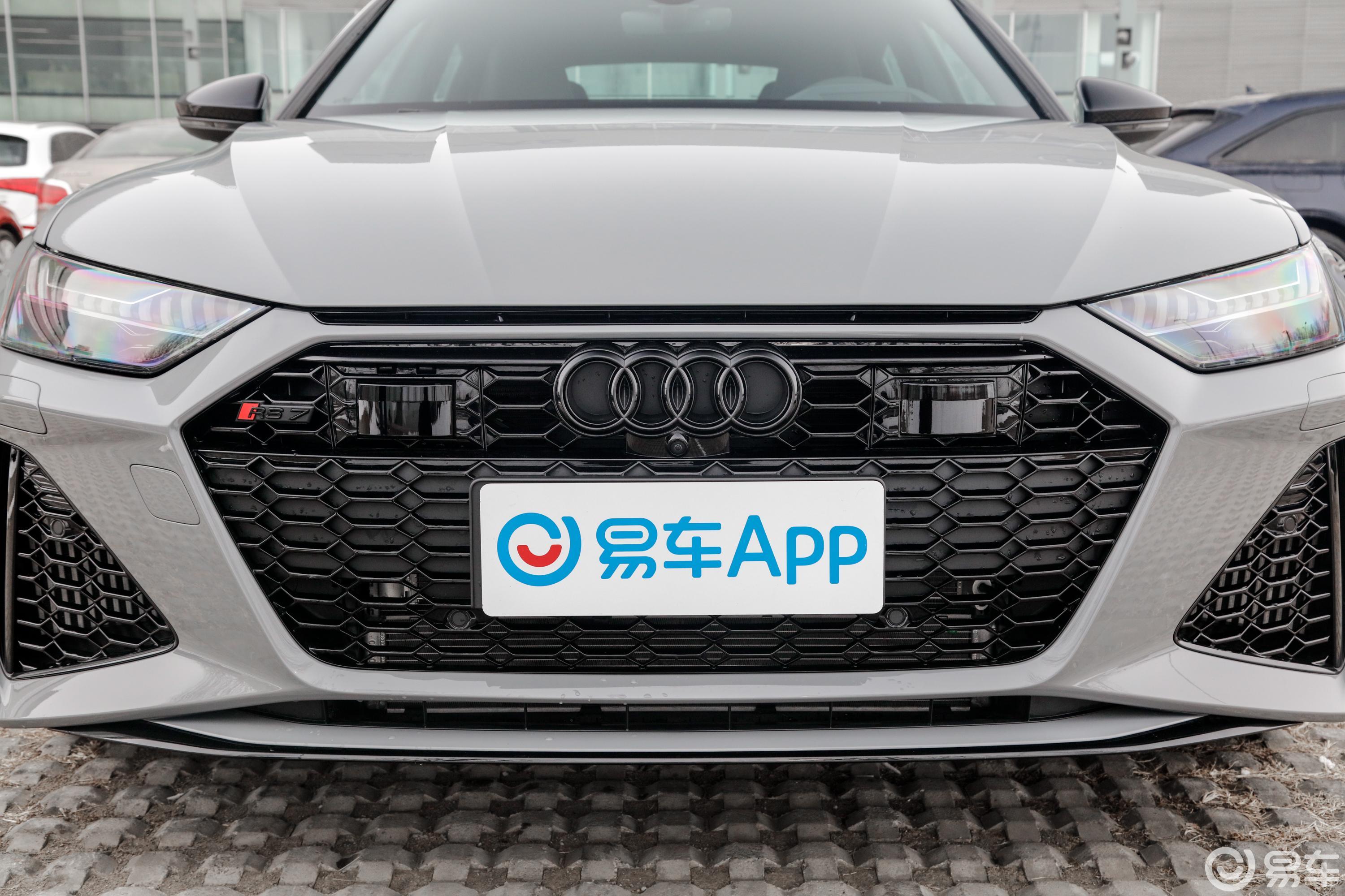 【奥迪RS 74.0T Sportback外观细节图片-汽车图片大全】-易车