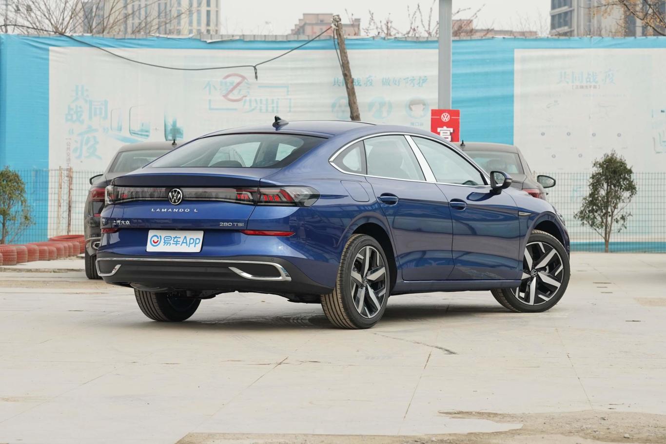 【凌渡凌渡L 280TSI 酷辣版侧后45度车头向右水平图片-汽车图片大全】-易车