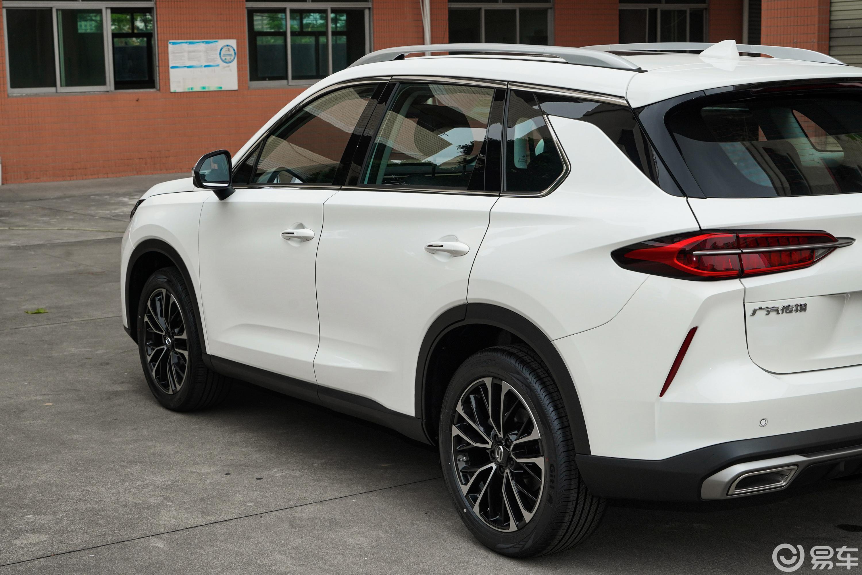 【传祺GS4 PLUS390T 星系版外观细节图片-汽车图片大全】-易车