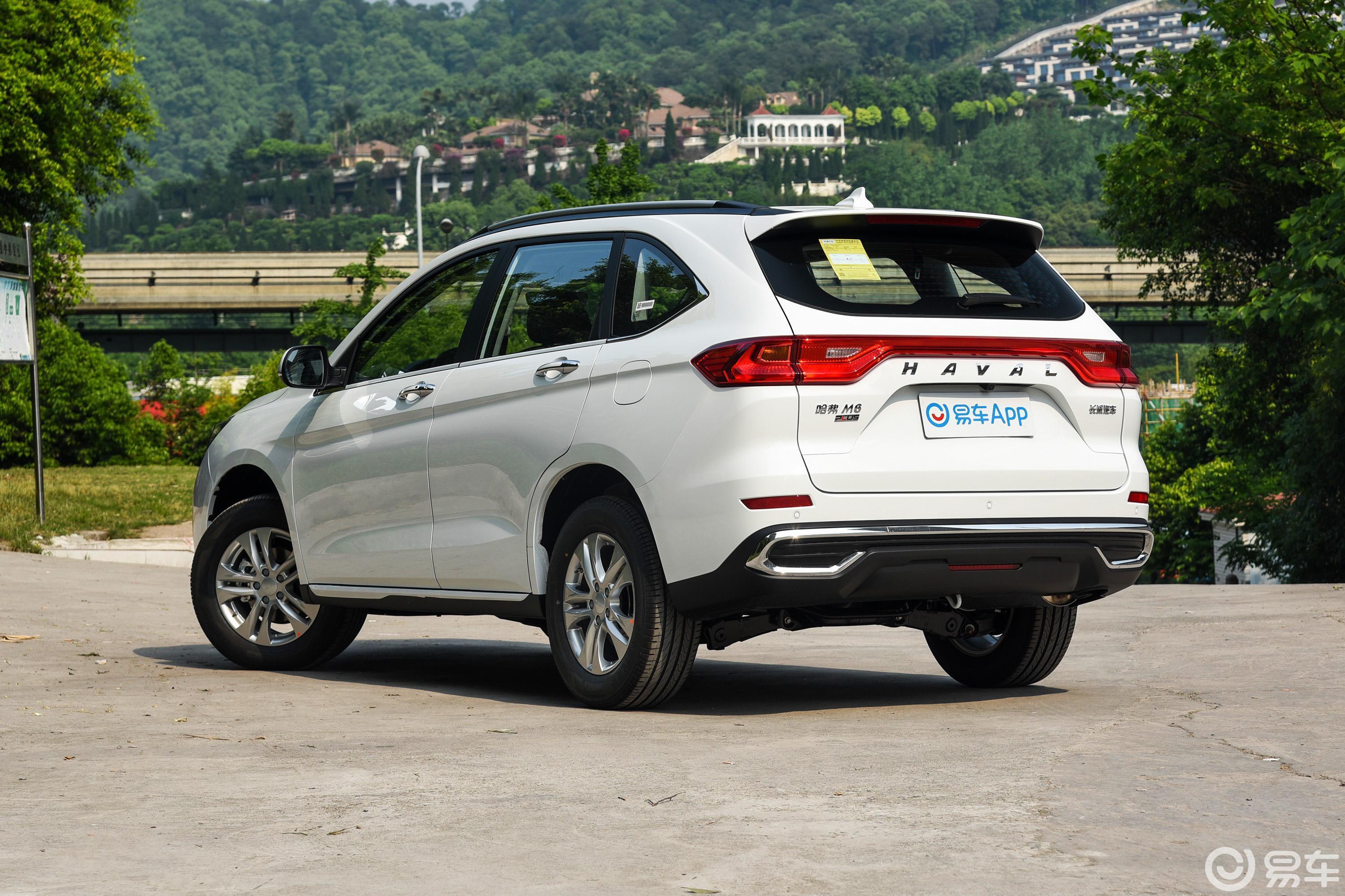 【哈弗M6PLUS 1.5T 双离合 智享型侧后45度车头向左水平图片-汽车图片大全】-易车