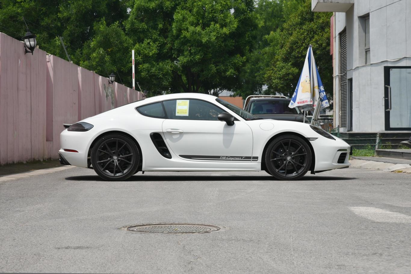 【保时捷718Cayman T 2.0T正侧车头向右水平图片-汽车图片大全】-易车
