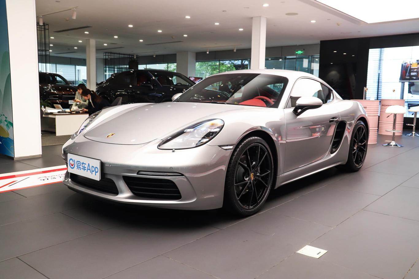 【保时捷718Cayman 2.0T侧前45度车头向左水平图片-汽车图片大全】-易车