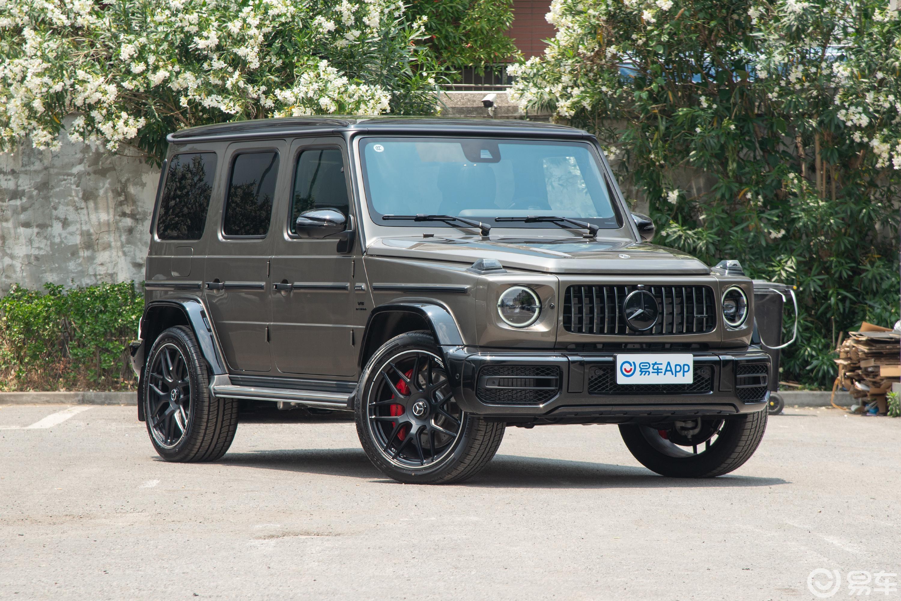 【奔驰G级 AMGAMG G 63侧前45度车头向右水平图片-汽车图片大全】-易车