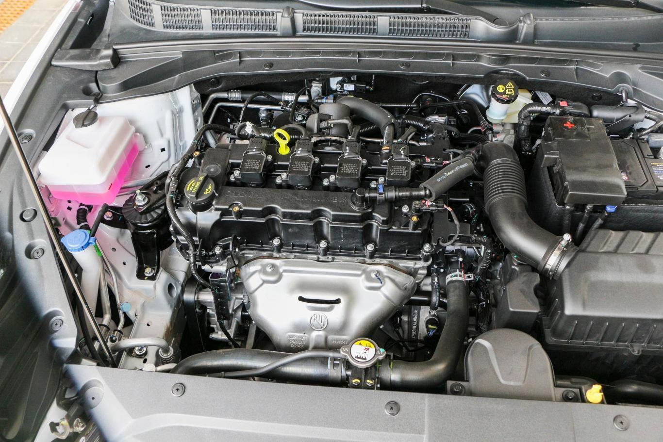 【逸动PLUS 1.6L GDI 手动精英版发动机特写图片-汽车图片大全】-易车