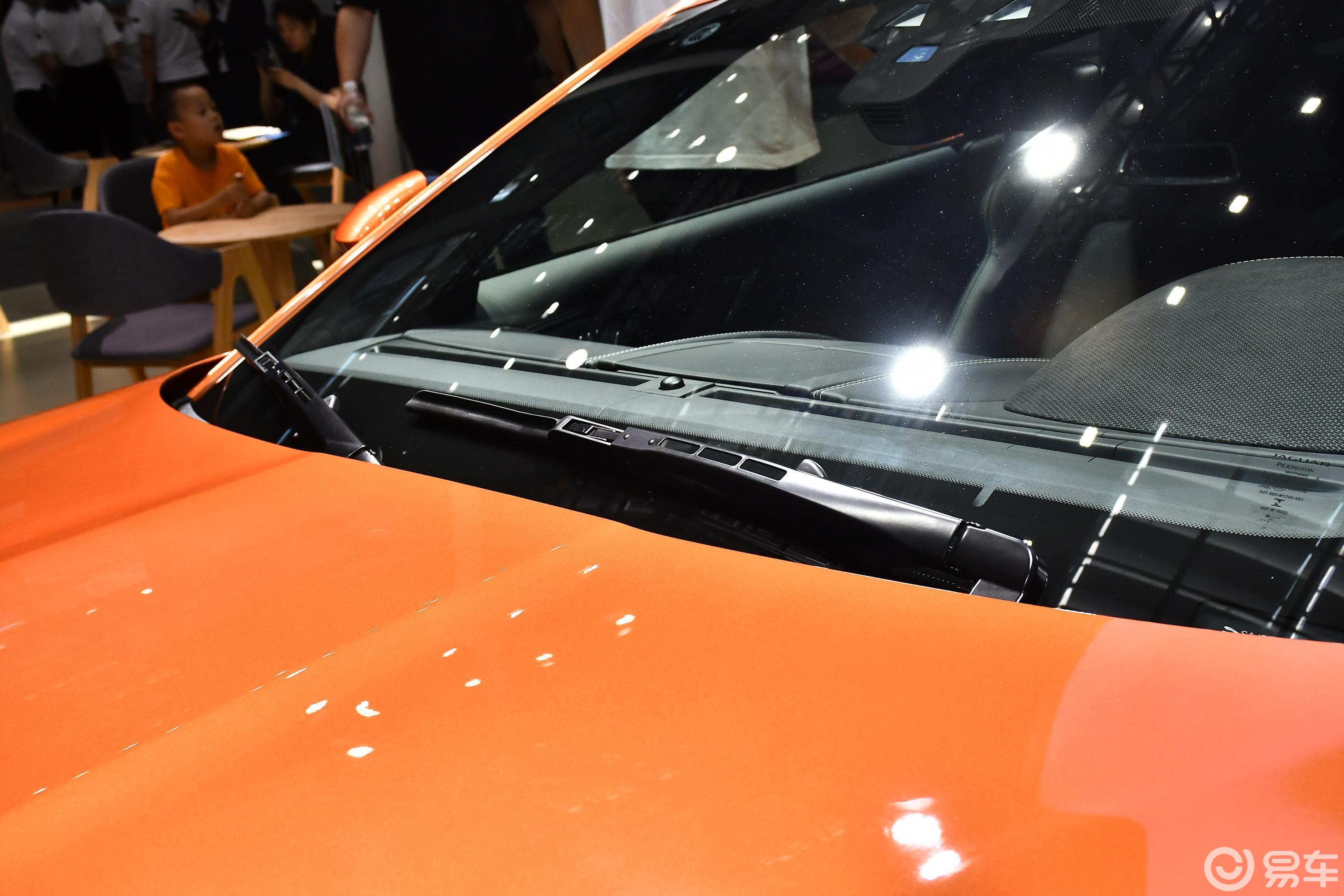 【2023款 P300 硬顶版 R-DYNAMIC BLACK汽车图片-汽车图片大全】-易车