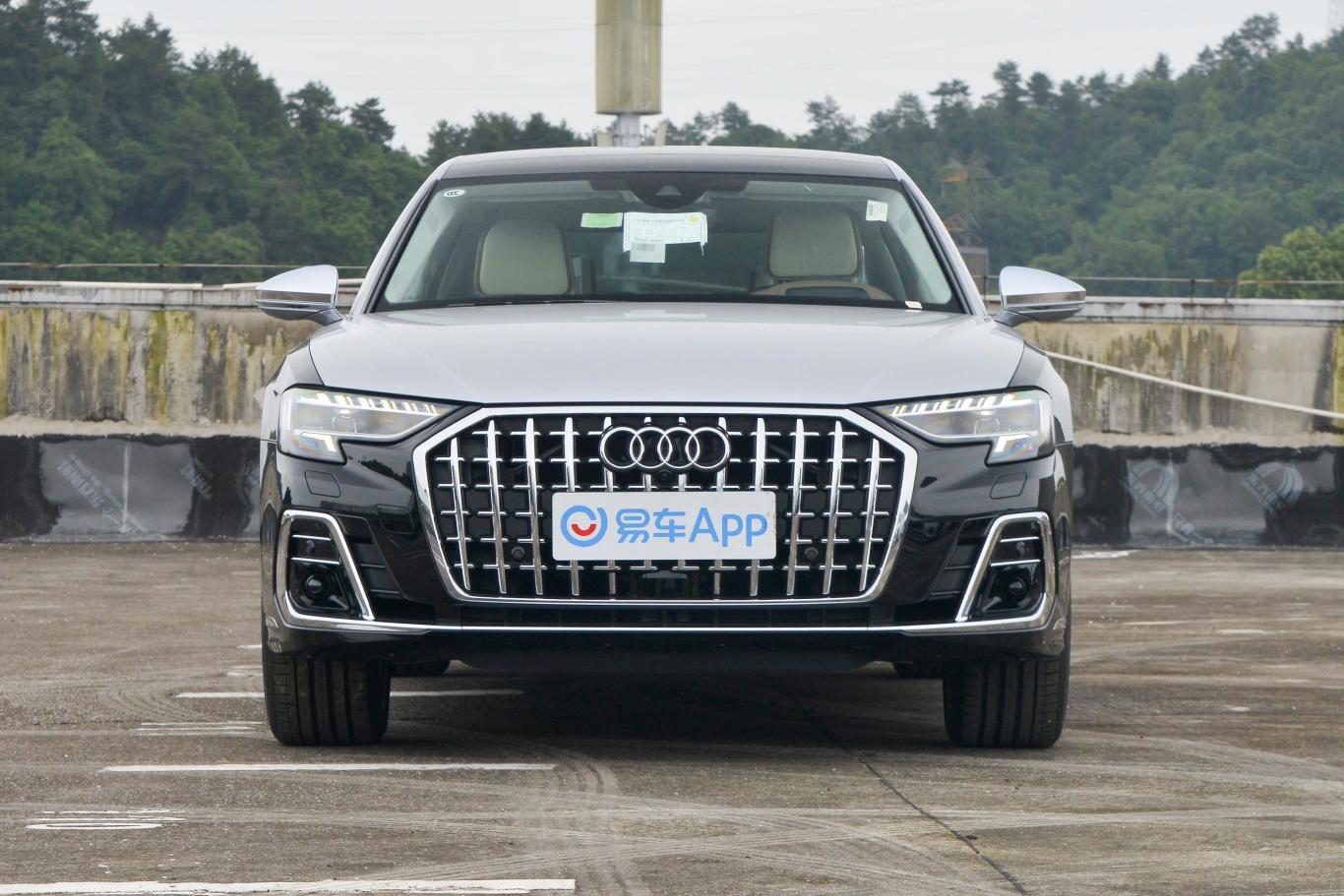 【奥迪A8A8L Horch 创始人版 双色典藏型正前水平图片-汽车图片大全】-易车