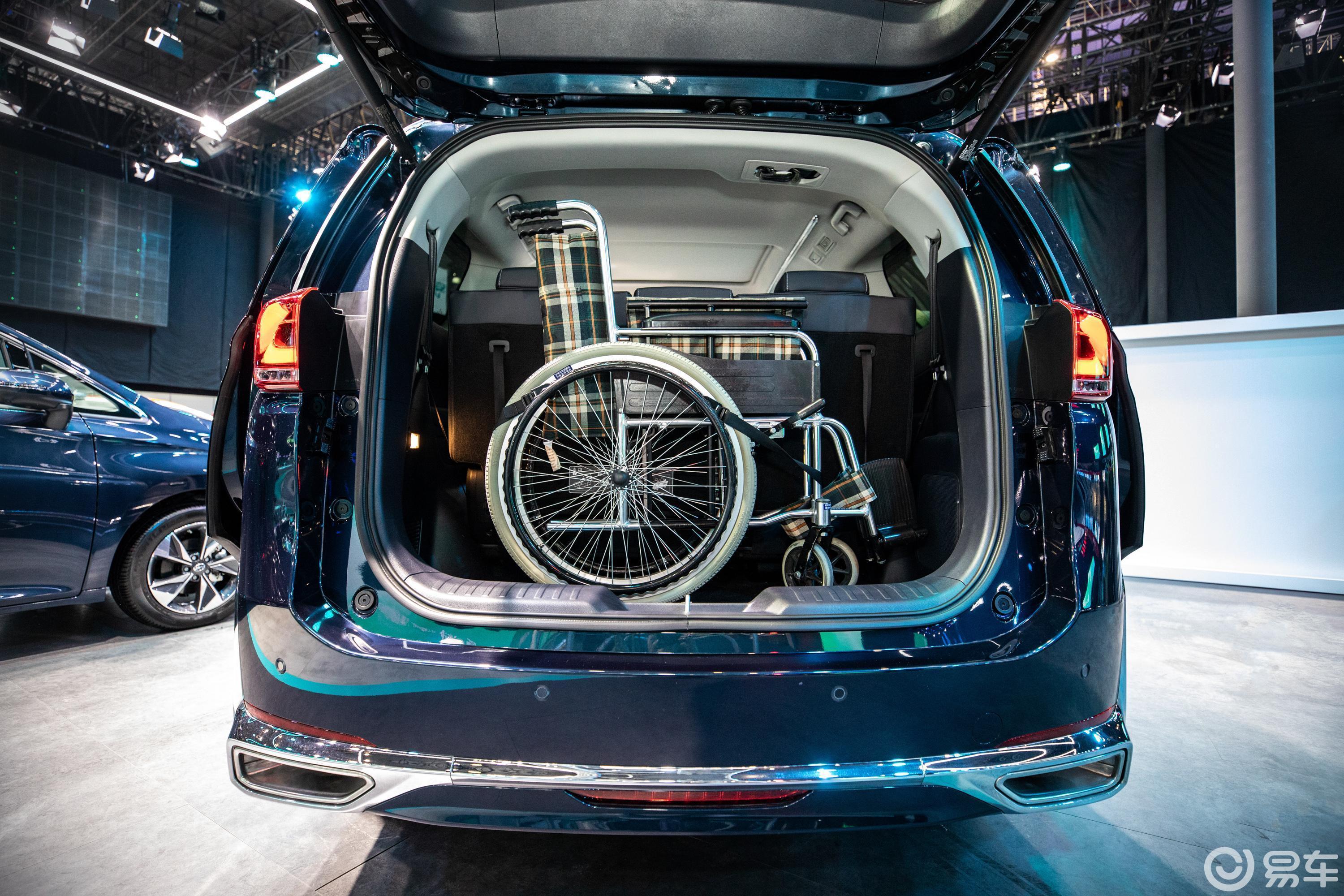 【传祺M8领秀系列 390T 至尊福祉版图片-汽车图片大全】-易车