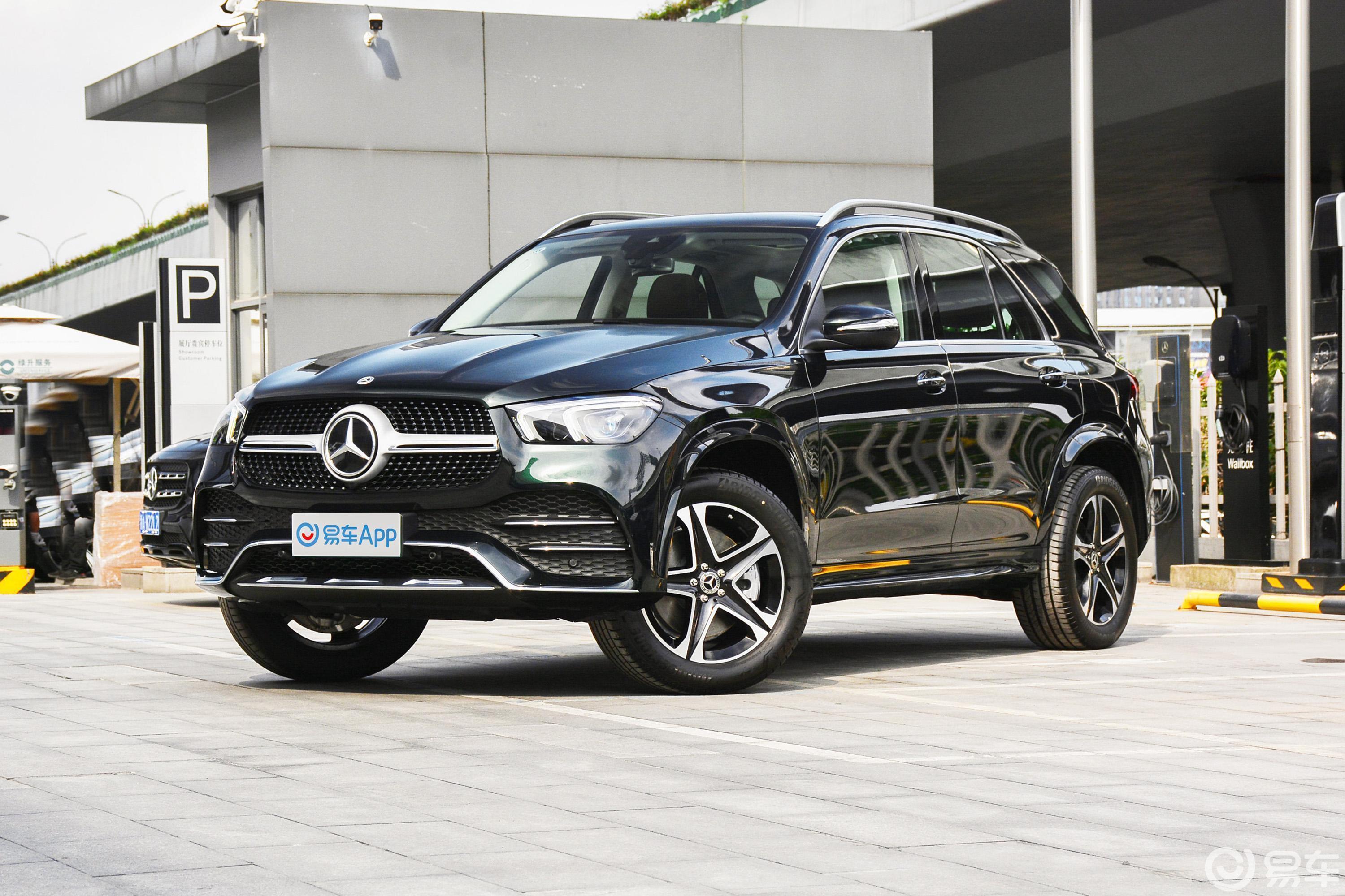 【奔驰GLE 插电混动改款 GLE 350 e 4MATIC侧前45度车头向左水平图片-汽车图片大全】-易车