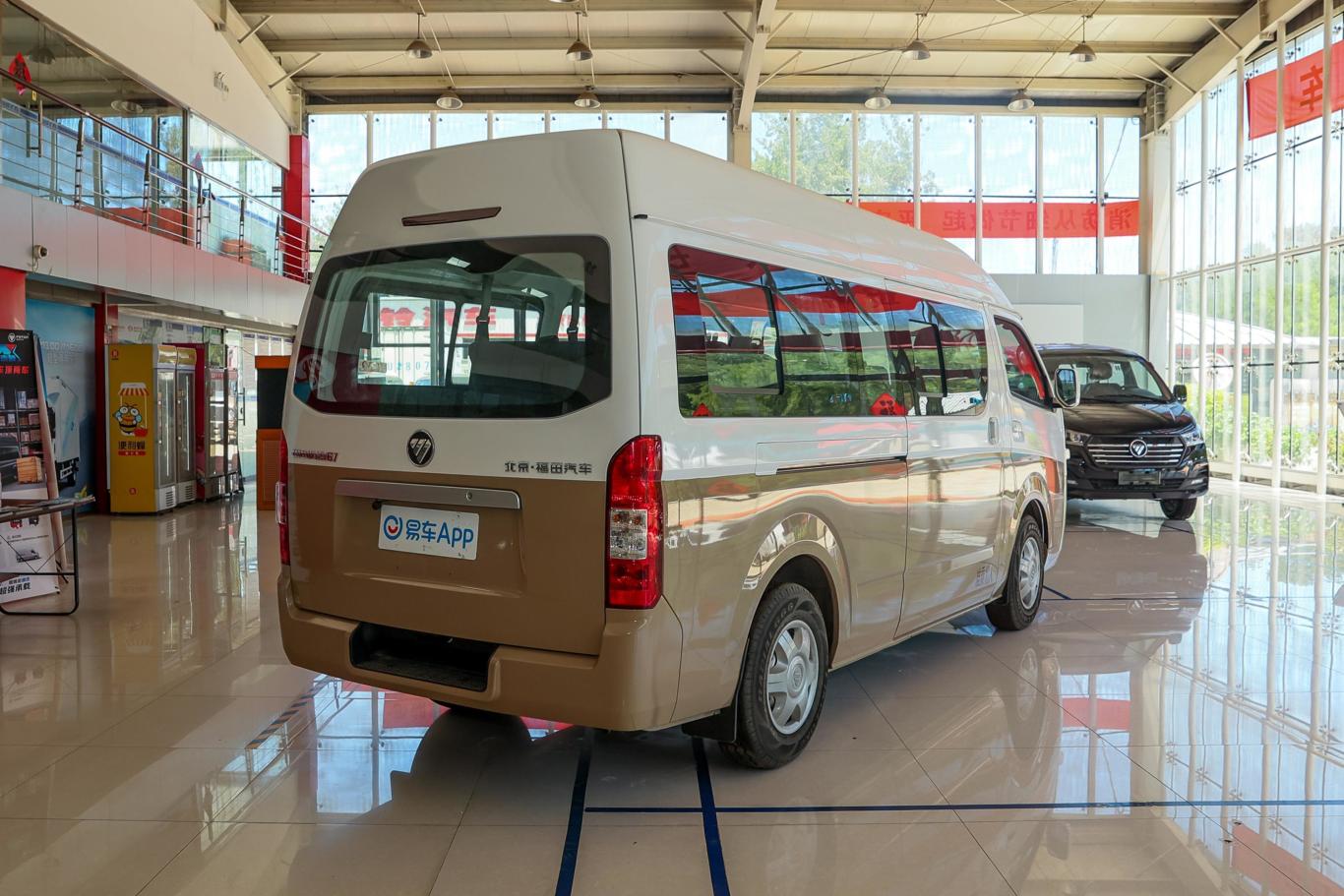 【风景G7商运版 2.4L 长轴高顶明窗 10座 汽油侧后45度车头向右水平图片-汽车图片大全】-易车