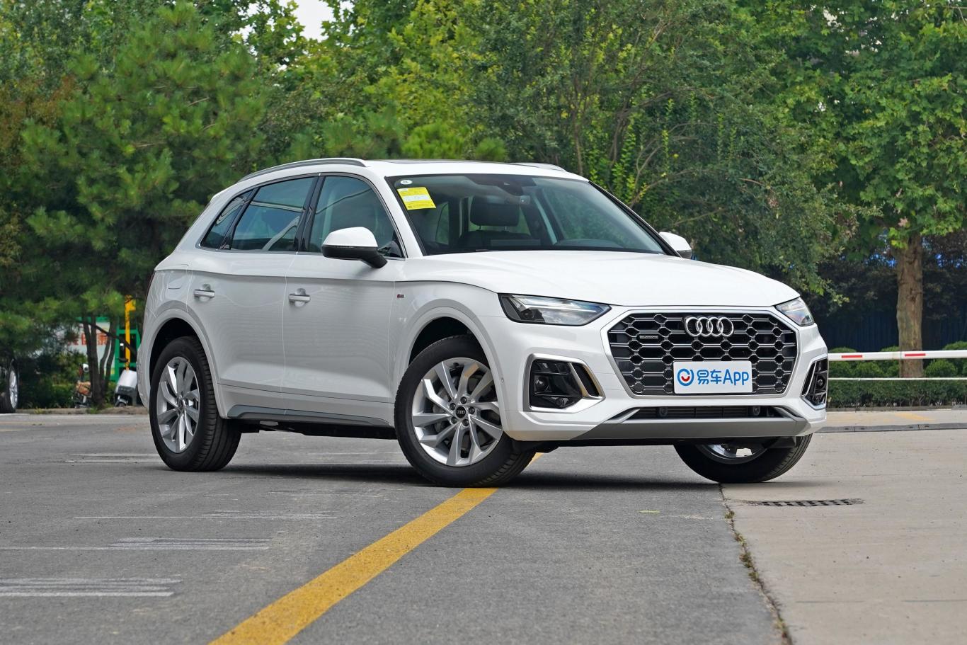 【奥迪Q5L改款 40 TFSI 豪华动感型侧前45度车头向右水平图片-汽车图片大全】-易车