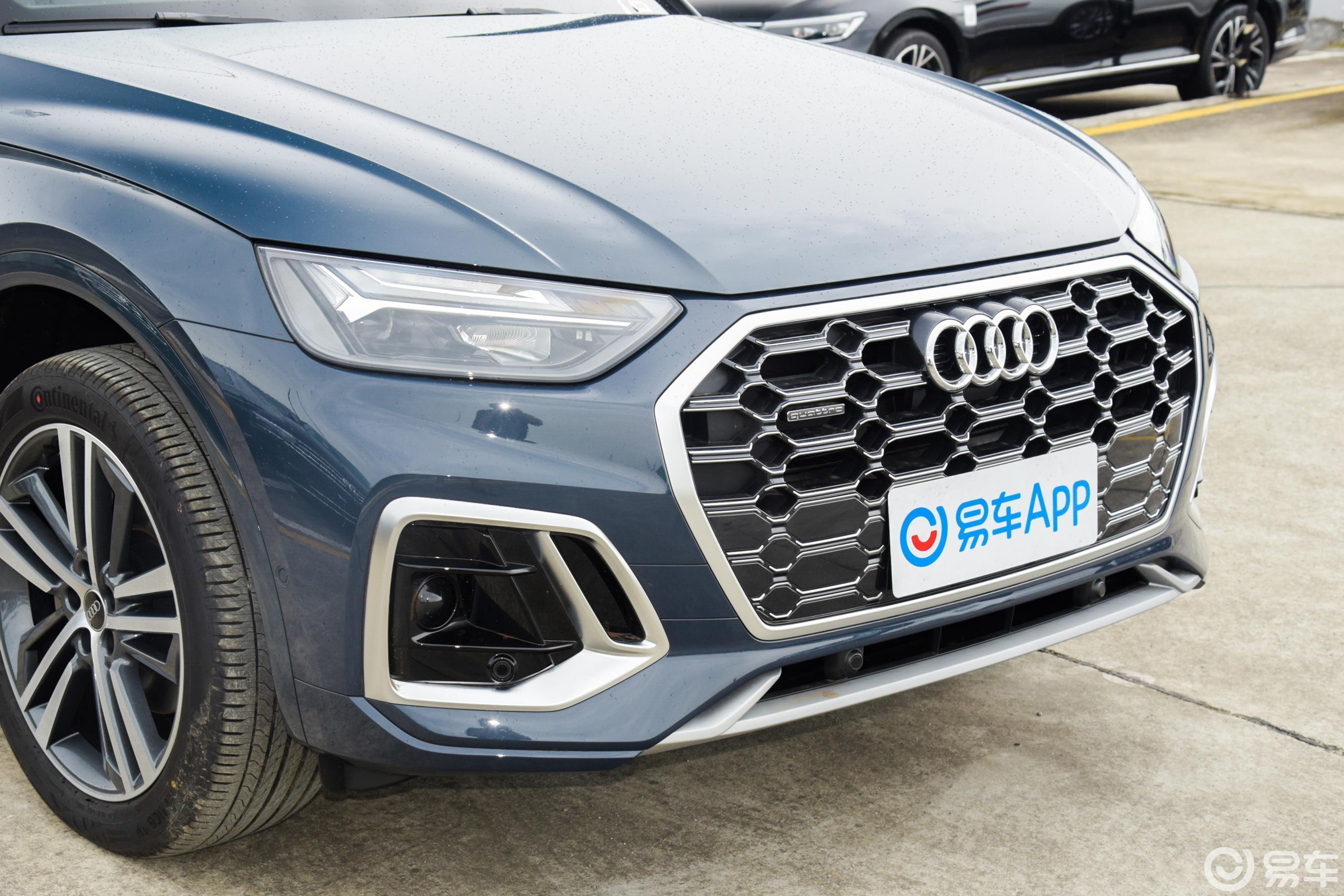 【奥迪Q5L改款 40 TFSI 豪华动感型前格栅侧俯拍图片-汽车图片大全】-易车