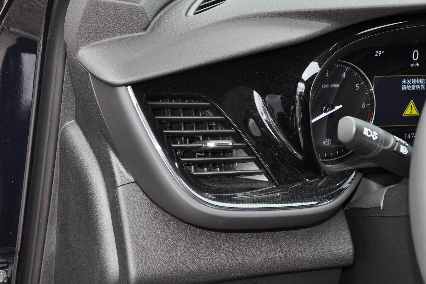 【昂科威Plus昂科威Plus 652T 四驱豪华型 5座主驾驶位图片-汽车图片大全】-易车