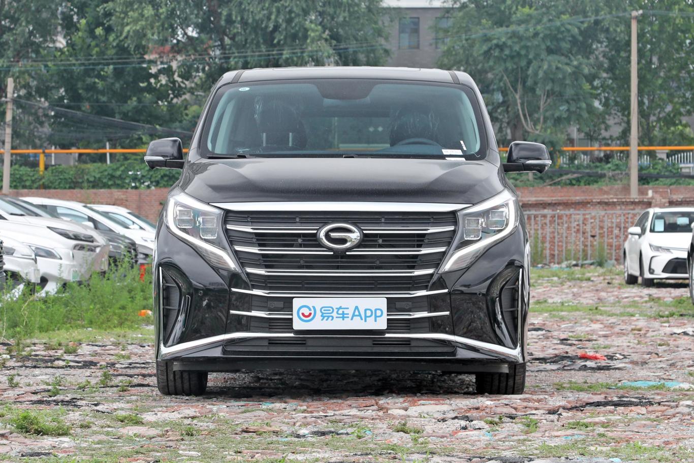 【传祺M8领秀系列 390T 尊贵版 7座正前水平图片-汽车图片大全】-易车