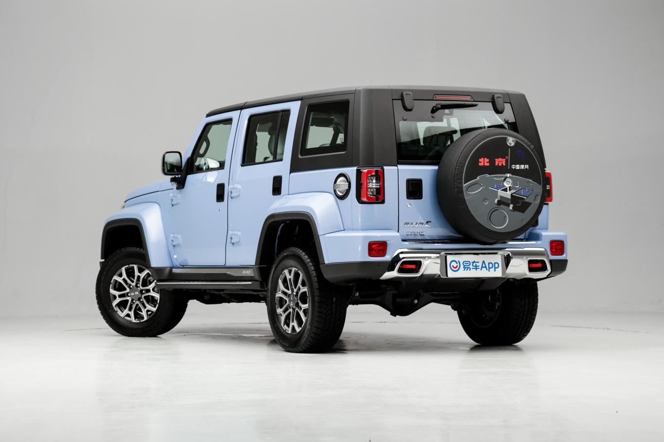 【北京越野BJ40城市猎人版 2.0T 自动四驱至尊版 汽油侧后45度车头向左水平图片-汽车图片大全】-易车