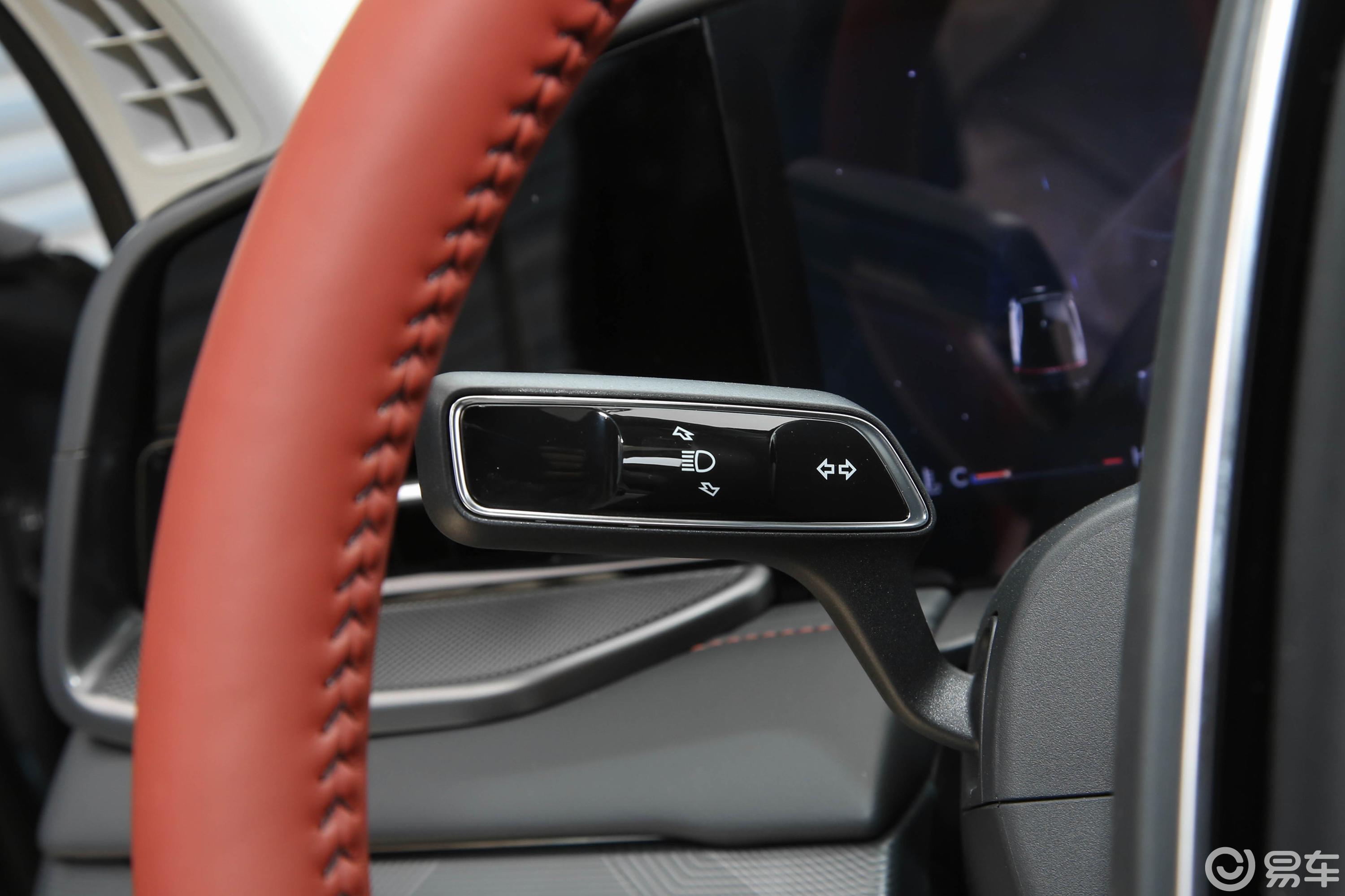 【林肯Z改款 i享 2.0T 尊雅版主驾驶位图片-汽车图片大全】-易车