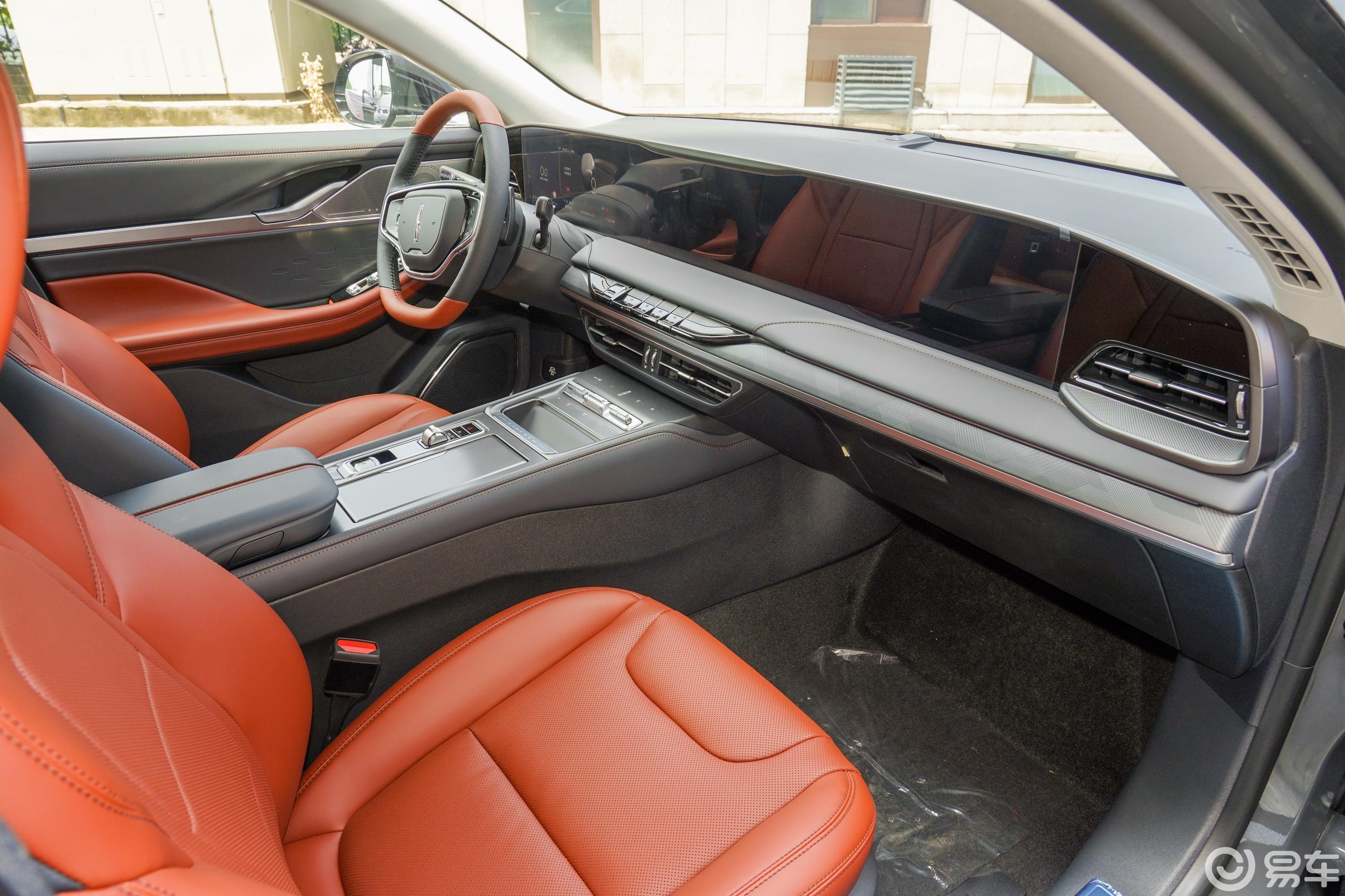 【林肯Z改款 i享 2.0T 尊享版内饰全景副驾驶员方向图片-汽车图片大全】-易车