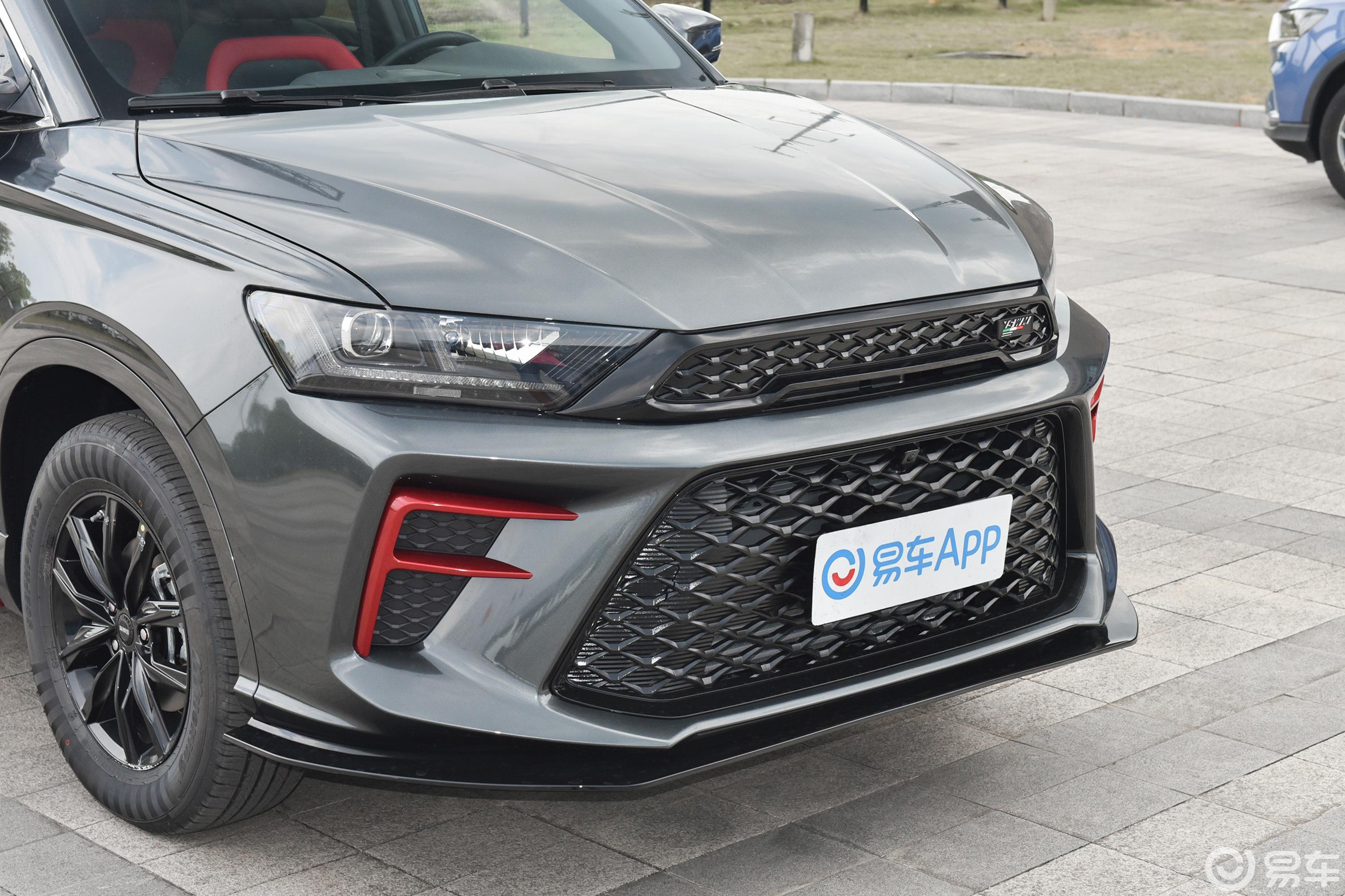 【SWM斯威G01FF1.5T 双离合铂金版前格栅侧俯拍图片-汽车图片大全】-易车