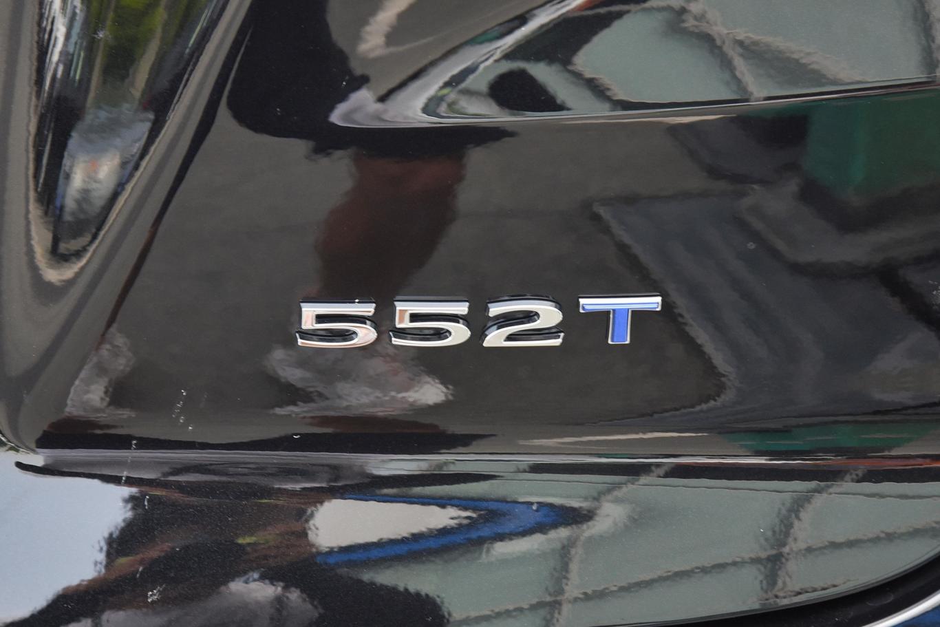 【昂科威改款 昂科威Plus 552T 两驱豪华型 5座外观细节图片-汽车图片大全】-易车