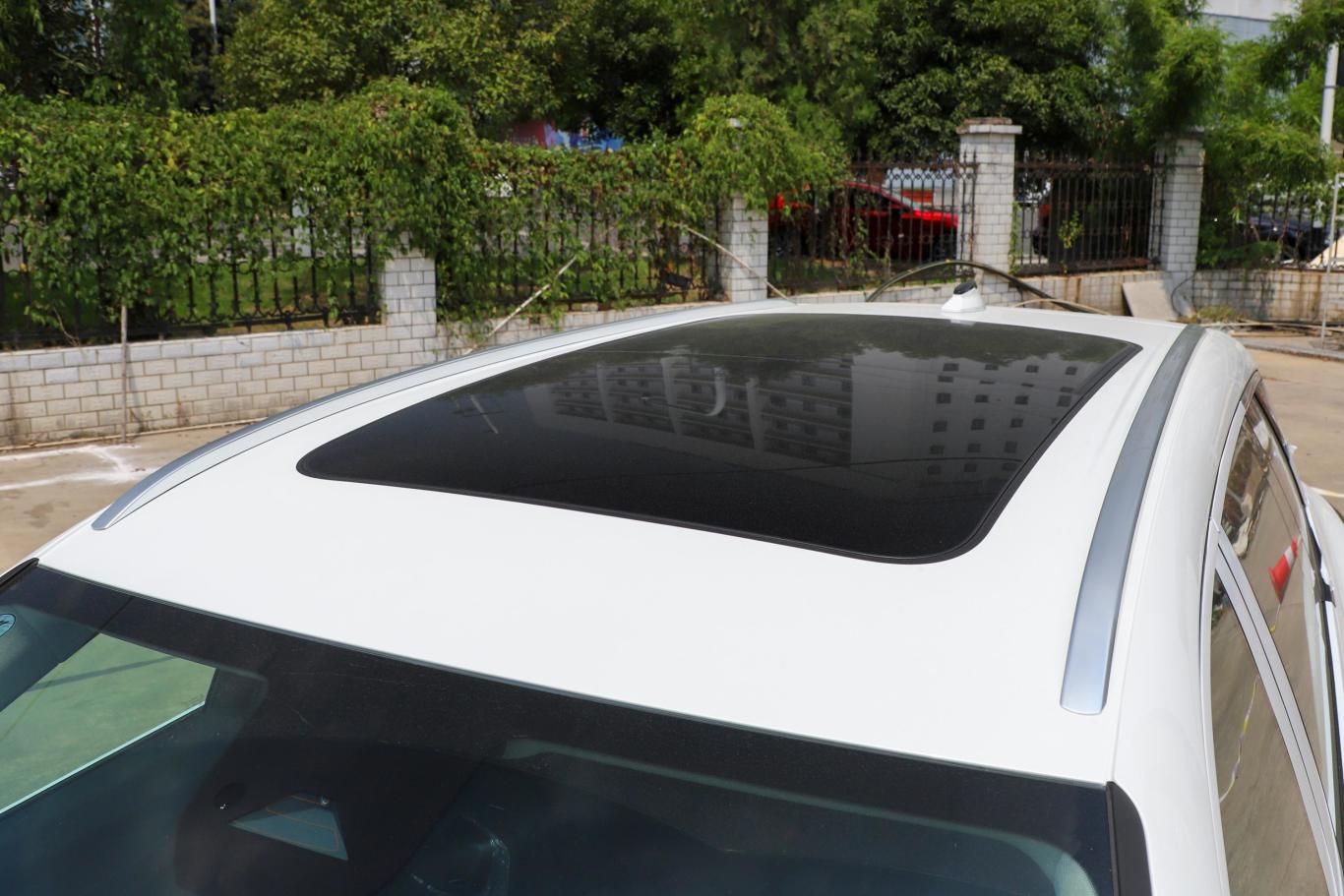 【领克092.0T 手自一体 Pro 7座天窗图片-汽车图片大全】-易车