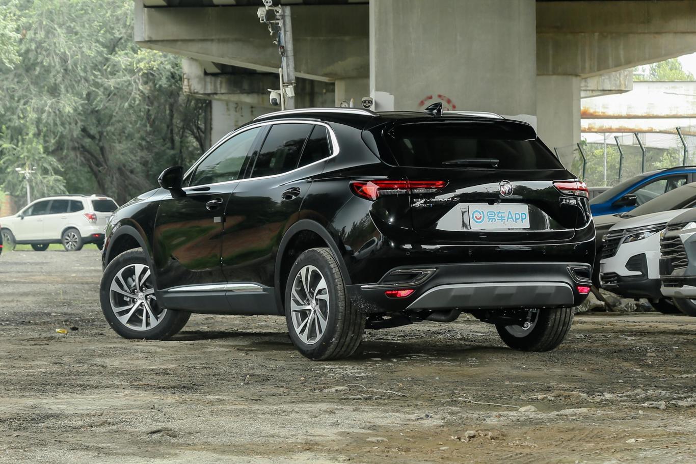 【昂科威改款 昂科威S 552T 两驱精英型侧后45度车头向左水平图片-汽车图片大全】-易车