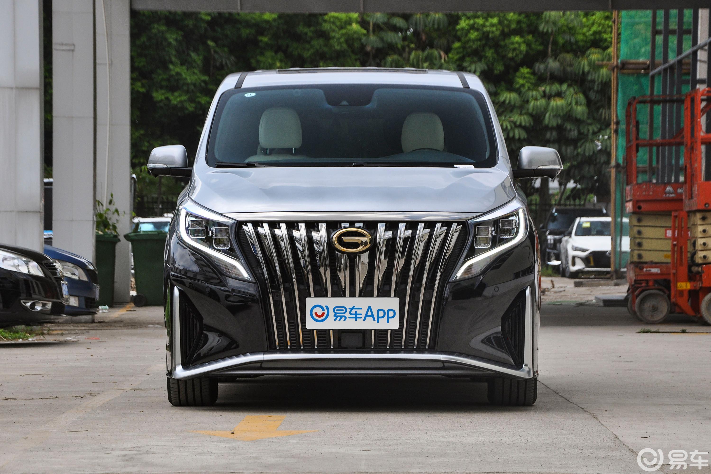 【传祺M8改款 大师系列 390T 御享版 4座正前水平图片-汽车图片大全】-易车