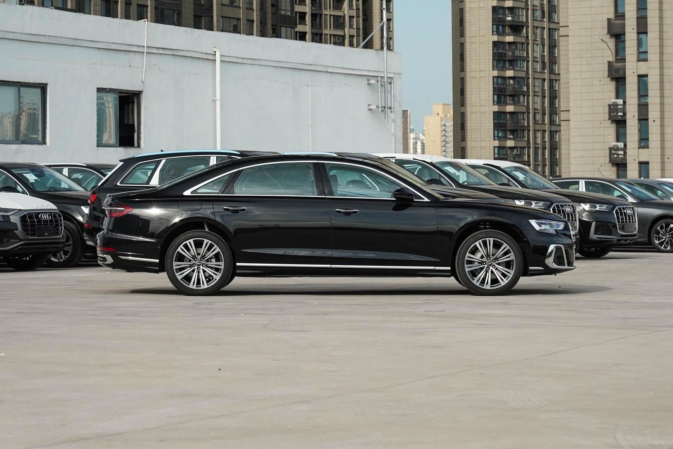 【奥迪A8改款 A8L 50 TFSI quattro 臻选型正侧车头向右水平图片-汽车图片大全】-易车