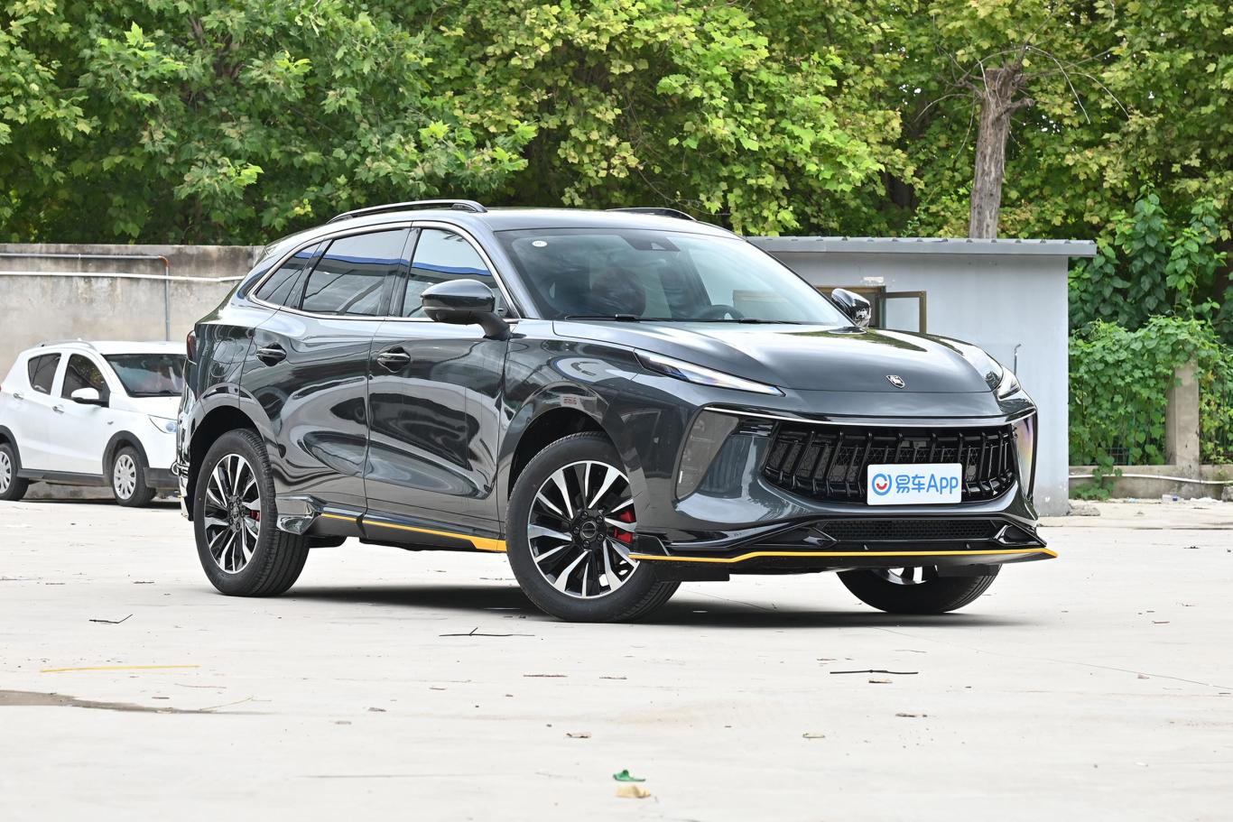 【风行T5 EVO改款 热浪 1.5T 星耀版侧前45度车头向右水平图片-汽车图片大全】-易车