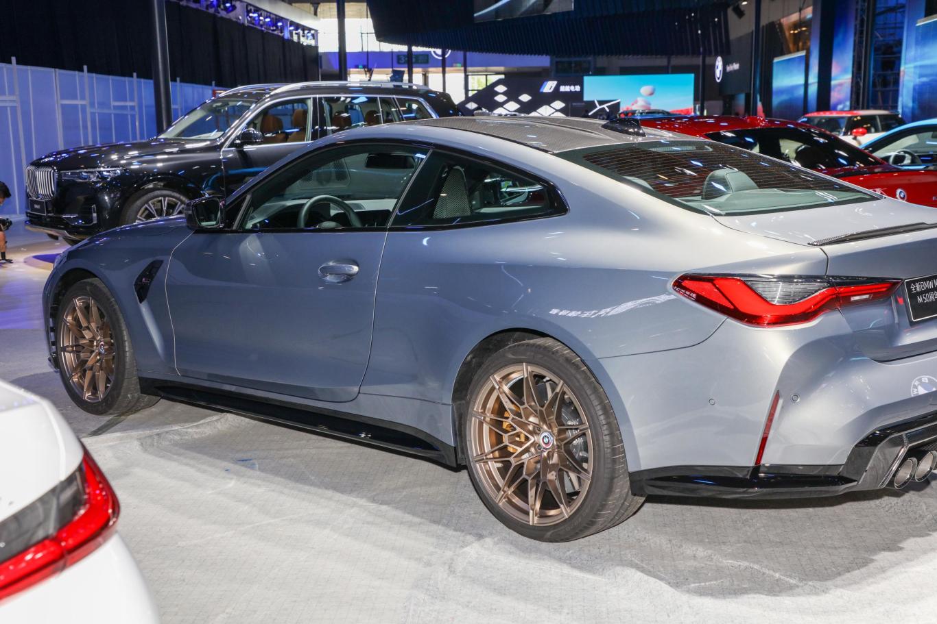 【宝马M450周年版 M4 双门轿跑车 雷霆版图片-汽车图片大全】-易车