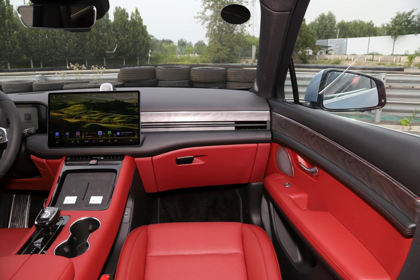 【问界M5纯电版 620km 后驱标准版副驾驶位区域图片-汽车图片大全】-易车