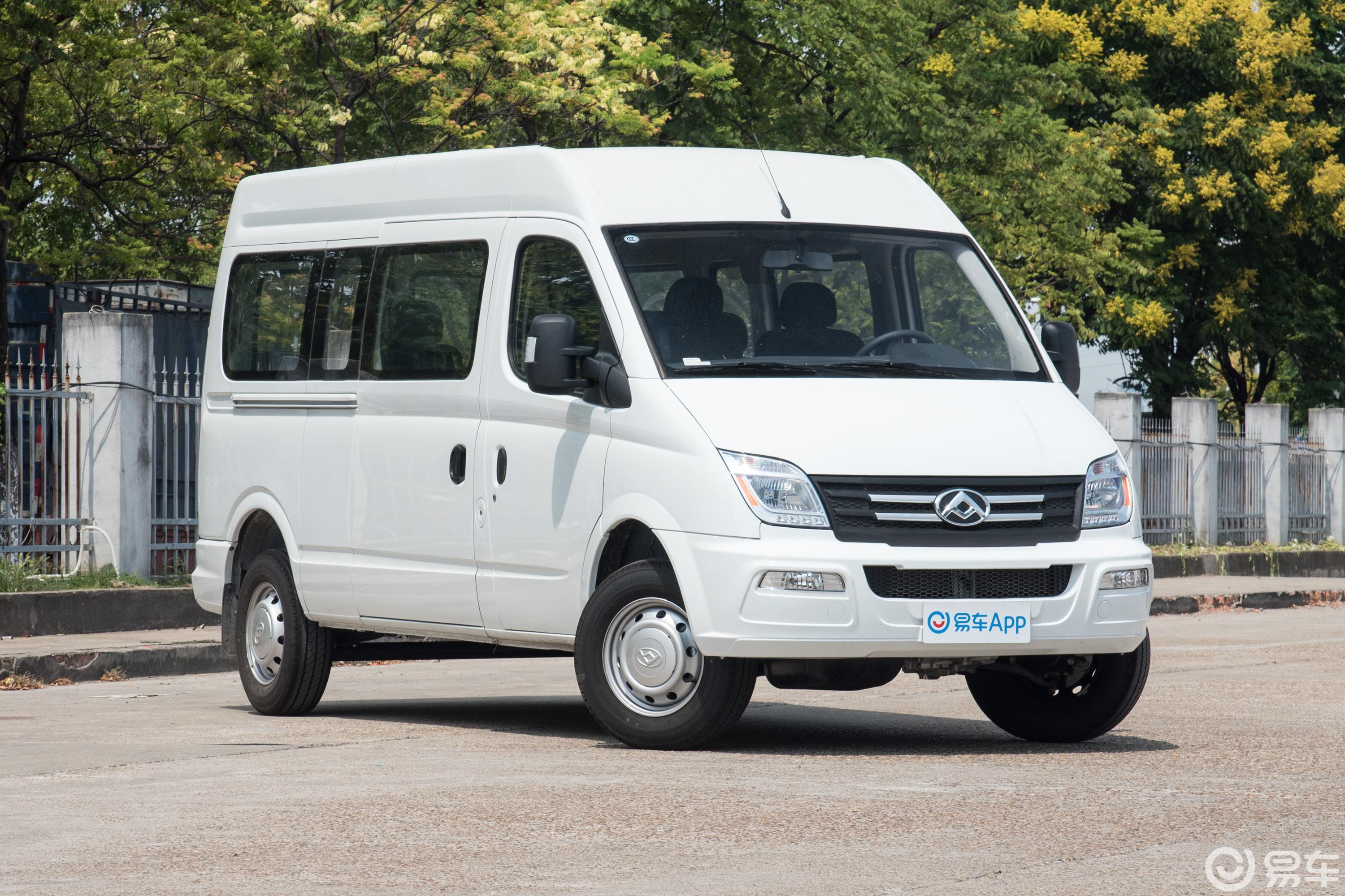 【新途V80傲运通 2.0T 手动长轴中顶 6/7/8/9座侧前45度车头向右水平图片-汽车图片大全】-易车