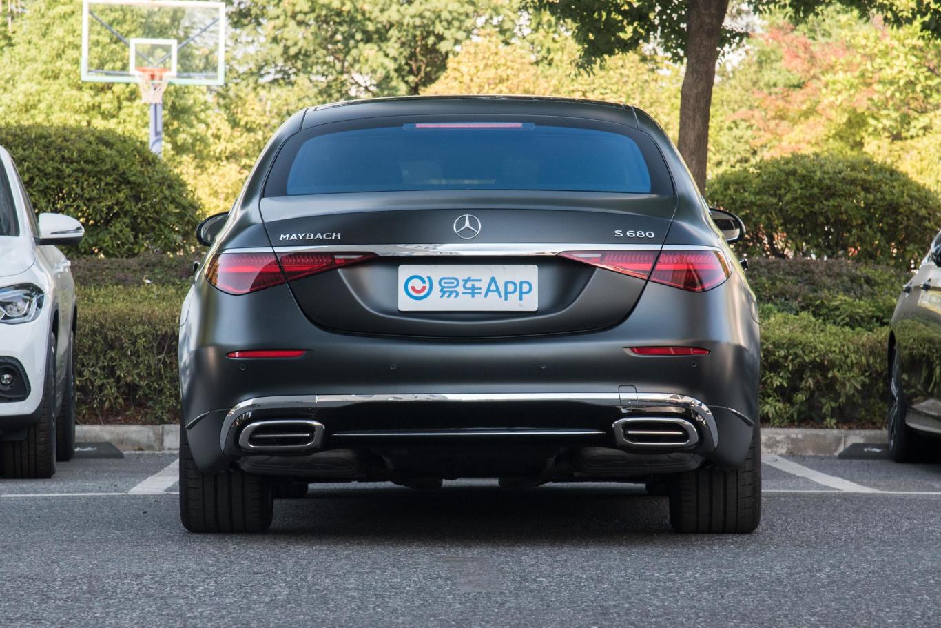 【迈巴赫S级S 680 4MATIC 匠心高定首发版正后水平图片-汽车图片大全】-易车