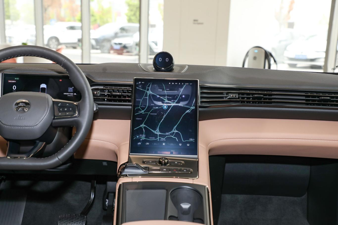 【蔚来ES6455km 运动版 75kWh中控台整体图片-汽车图片大全】-易车