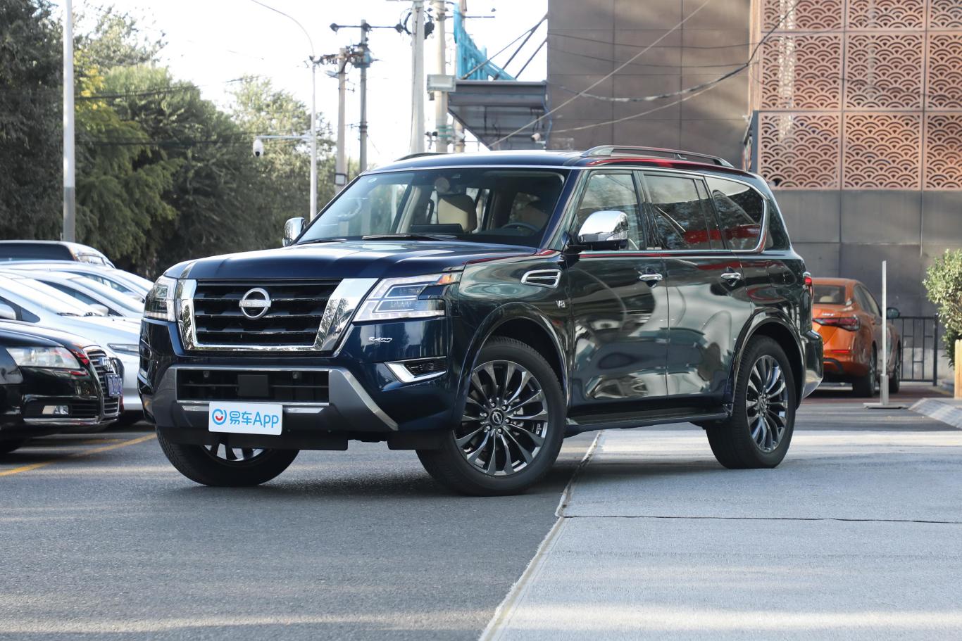 【途乐北美版 5.6L 无敌舰队旗舰版侧前45度车头向左水平图片-汽车图片大全】-易车