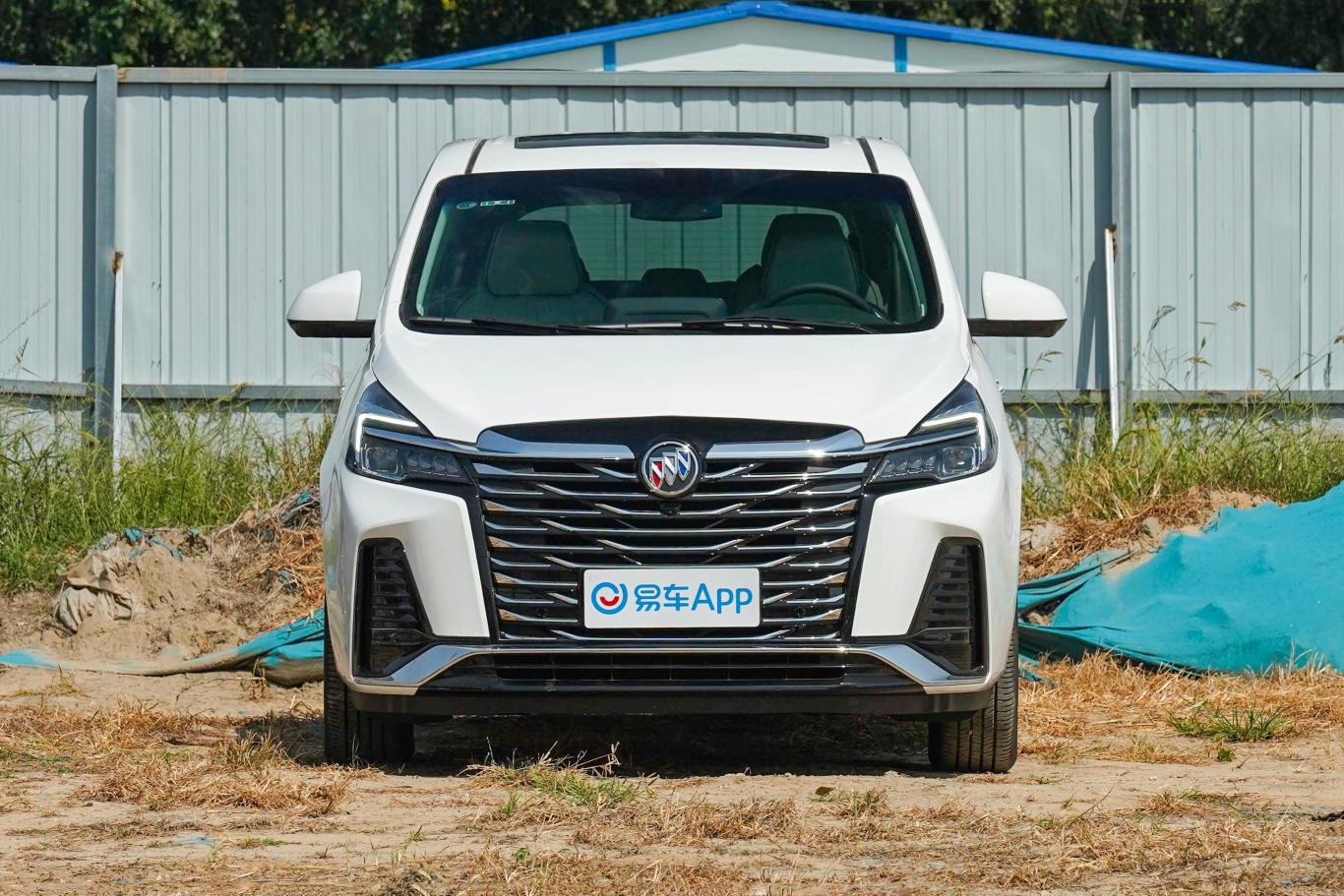 【别克GL8陆上公务舱 2.0T 豪华型 7座正前水平图片-汽车图片大全】-易车