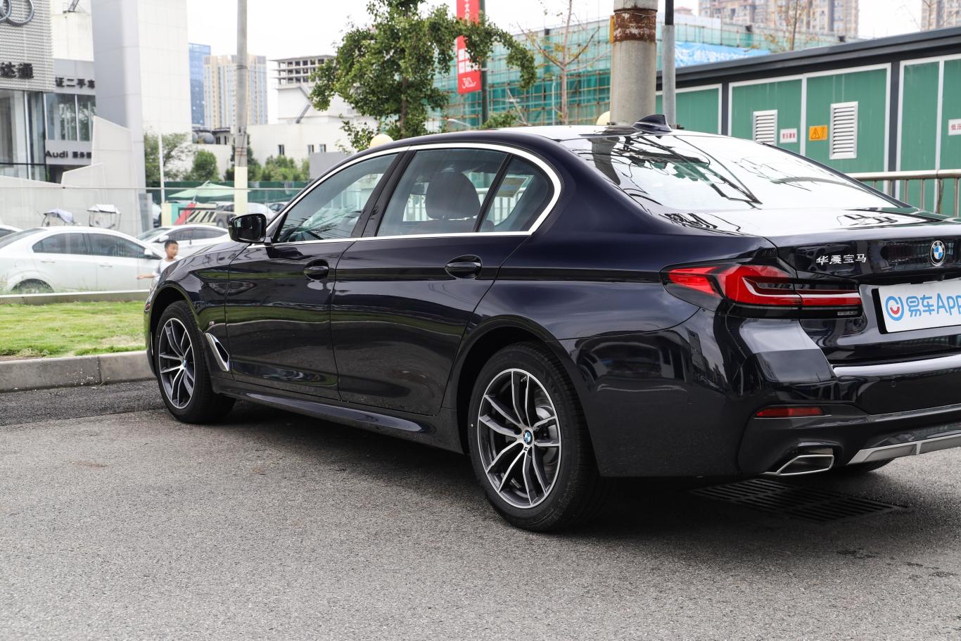 【宝马5系改款二 525Li M运动套装外观细节图片-汽车图片大全】-易车