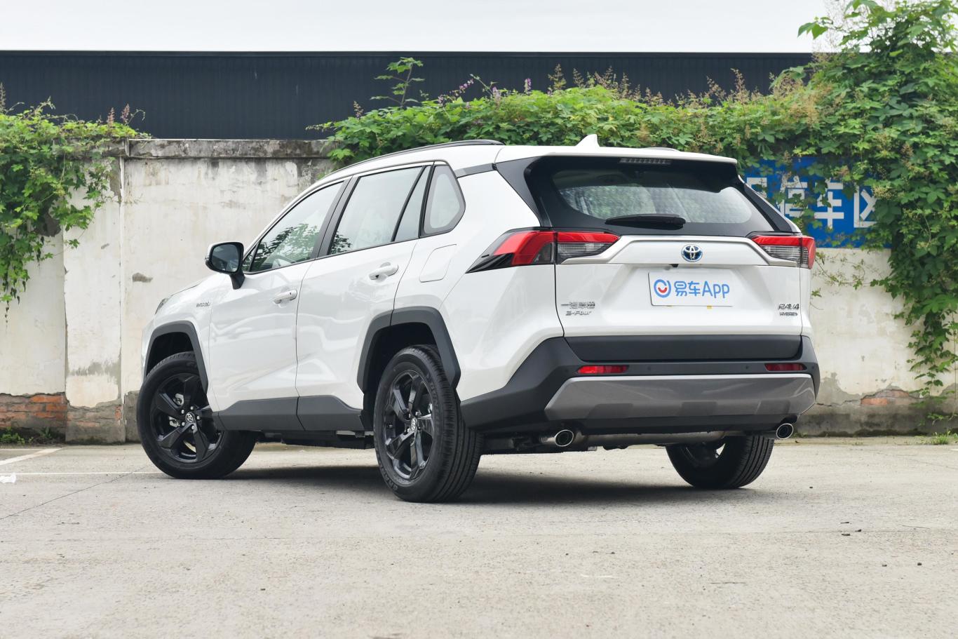 【RAV4荣放双擎 2.5L 四驱旗舰版侧后45度车头向左水平图片-汽车图片大全】-易车