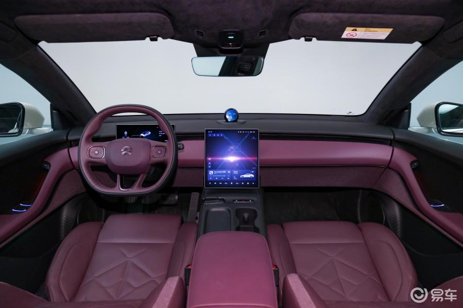 【蔚来ET52022款550km 标准版内饰全景正拍汽车图片-汽车图片大全】-易车